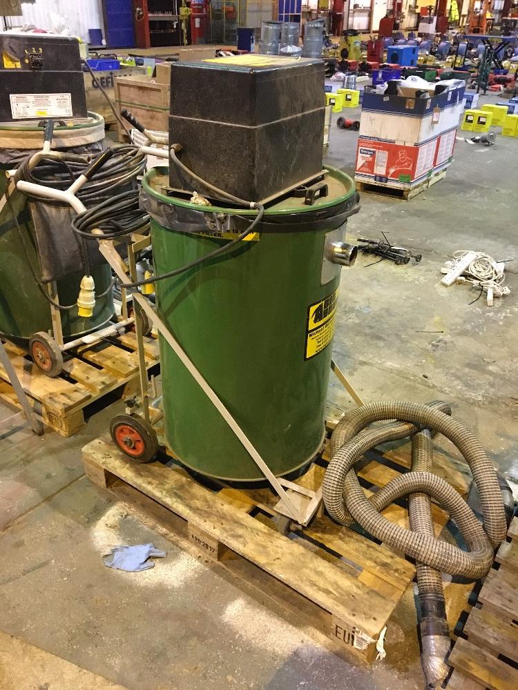 Big Brute Industrial Vacuum Cleaner 115VSerial No K61805B