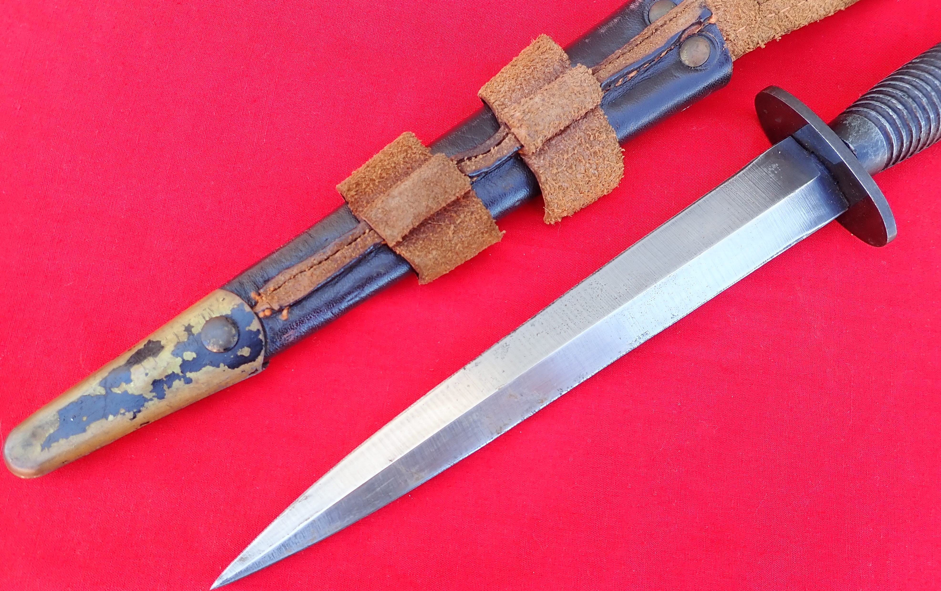 WW2 Fairbairn & Sykes 3rd pattern commando dagger & scabbard. Features ...