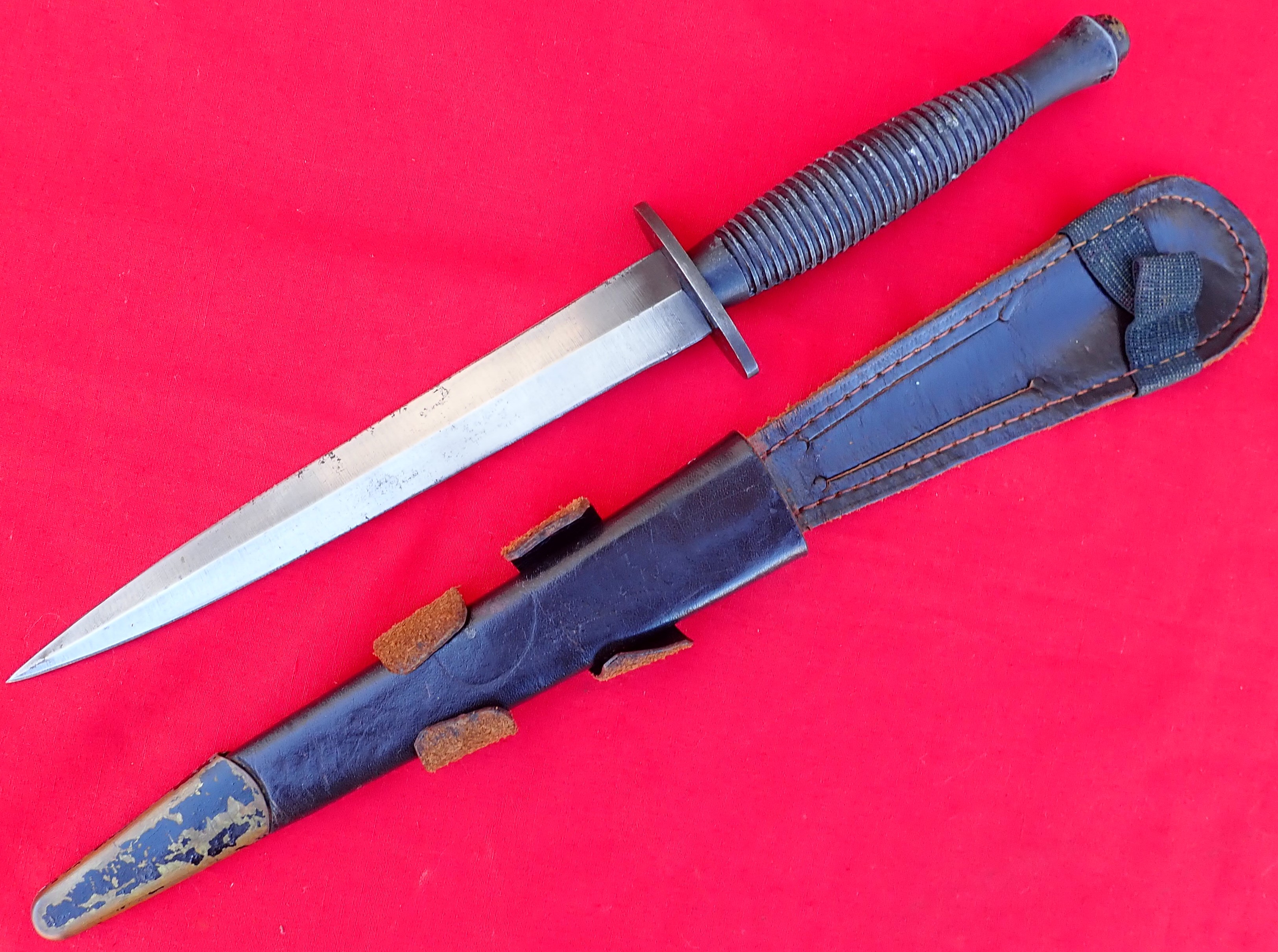 WW2 Fairbairn & Sykes 3rd pattern commando dagger & scabbard. Features ...