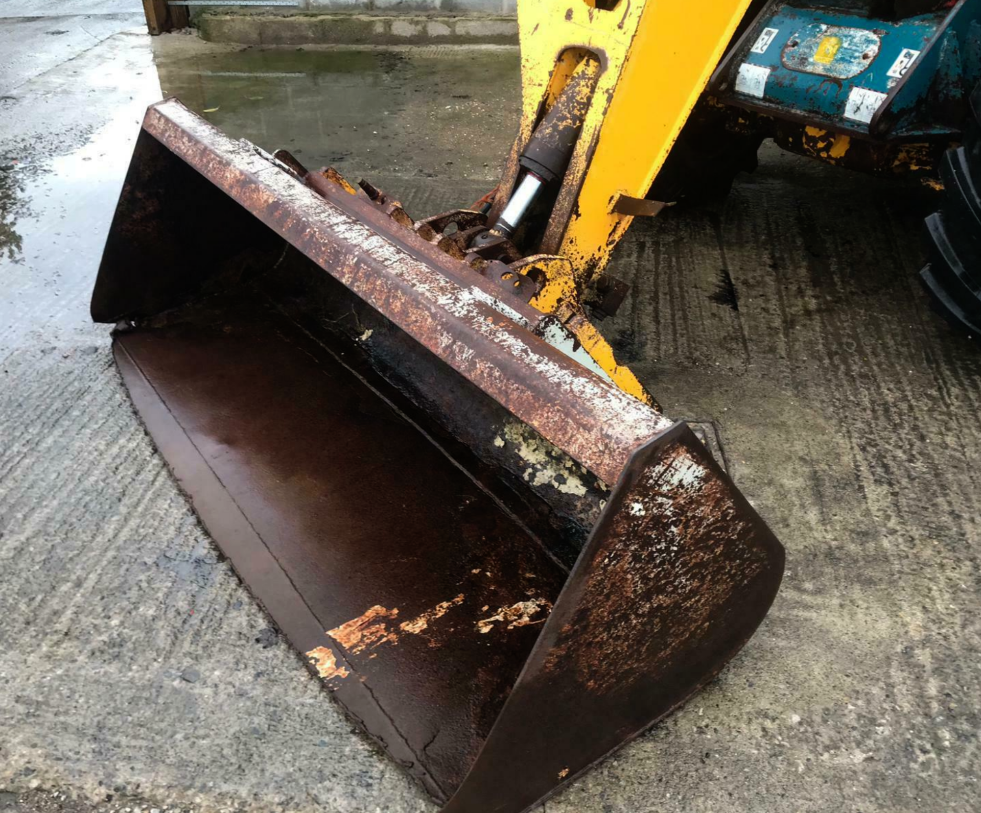 Sanderson TL6st telehandler Year: 1997 S reg Road registered No ...