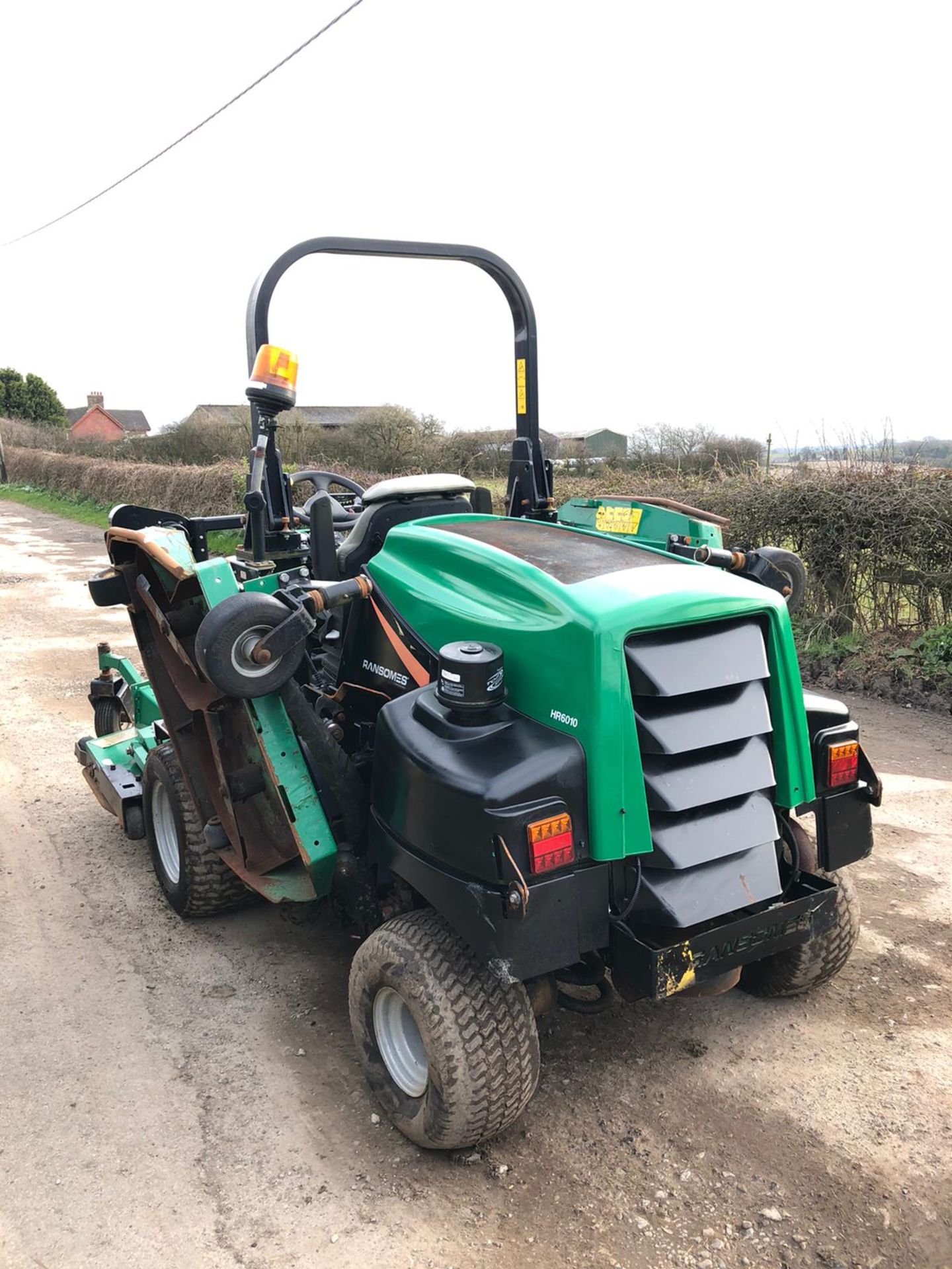 DS - RANSOMES HR6010 BATWING RIDE ON LAWN MOWER, YEAR 2013/62 PLATE, 4 ...