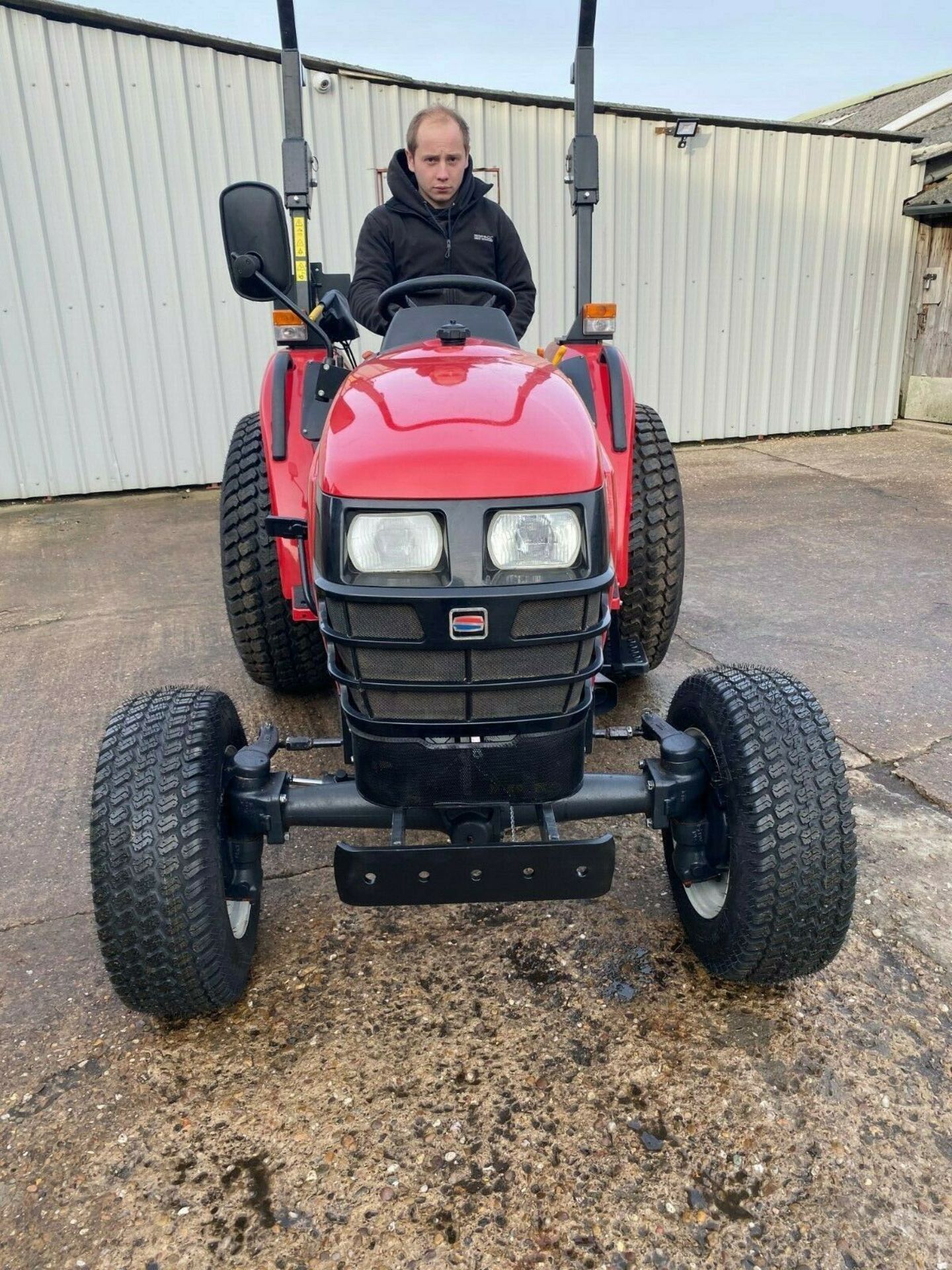 MA - COMPACT TRACTOR SHIBAURA ST333, 33HP, 4 WHEEL DRIVE, YEAR 2012 ...