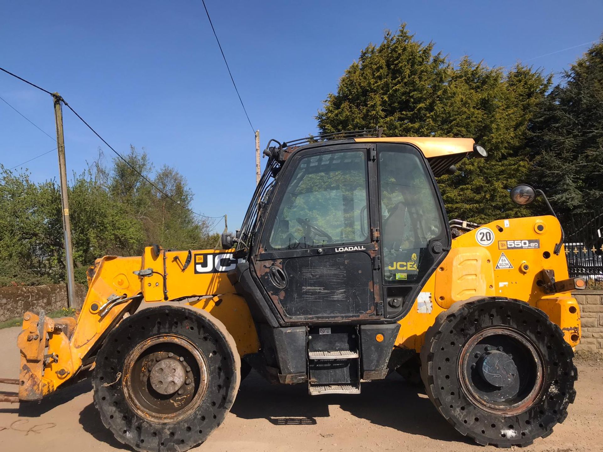 DS - 2012 JCB 550-80 WASTEMASTER TELEHANDLER, RUNS, DRIVES AND LIFTS ...