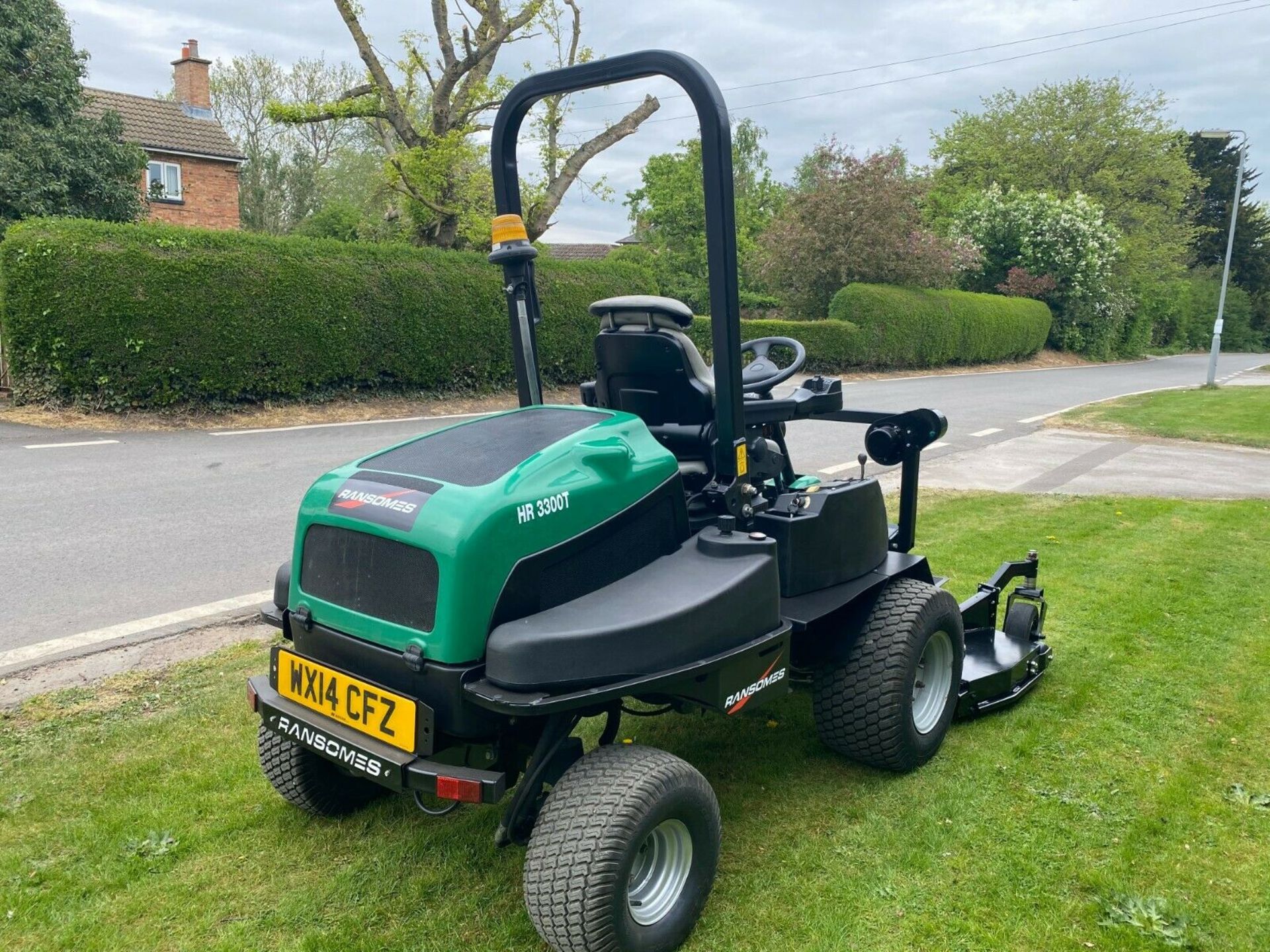 MA - RANSOMES HR3300T UPFRONT ROTARY, 60" CUT, 4x4, DIESEL, YEAR 2014 ...