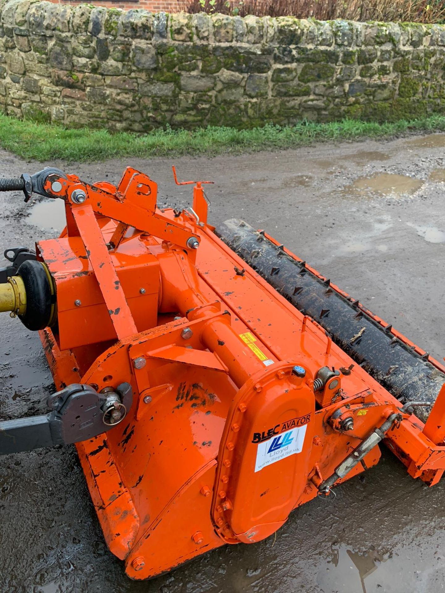 DS - BLECAVATOR BV130 STONE BURRIER, CLEAN MACHINE, ALL WORKS, PTO ...