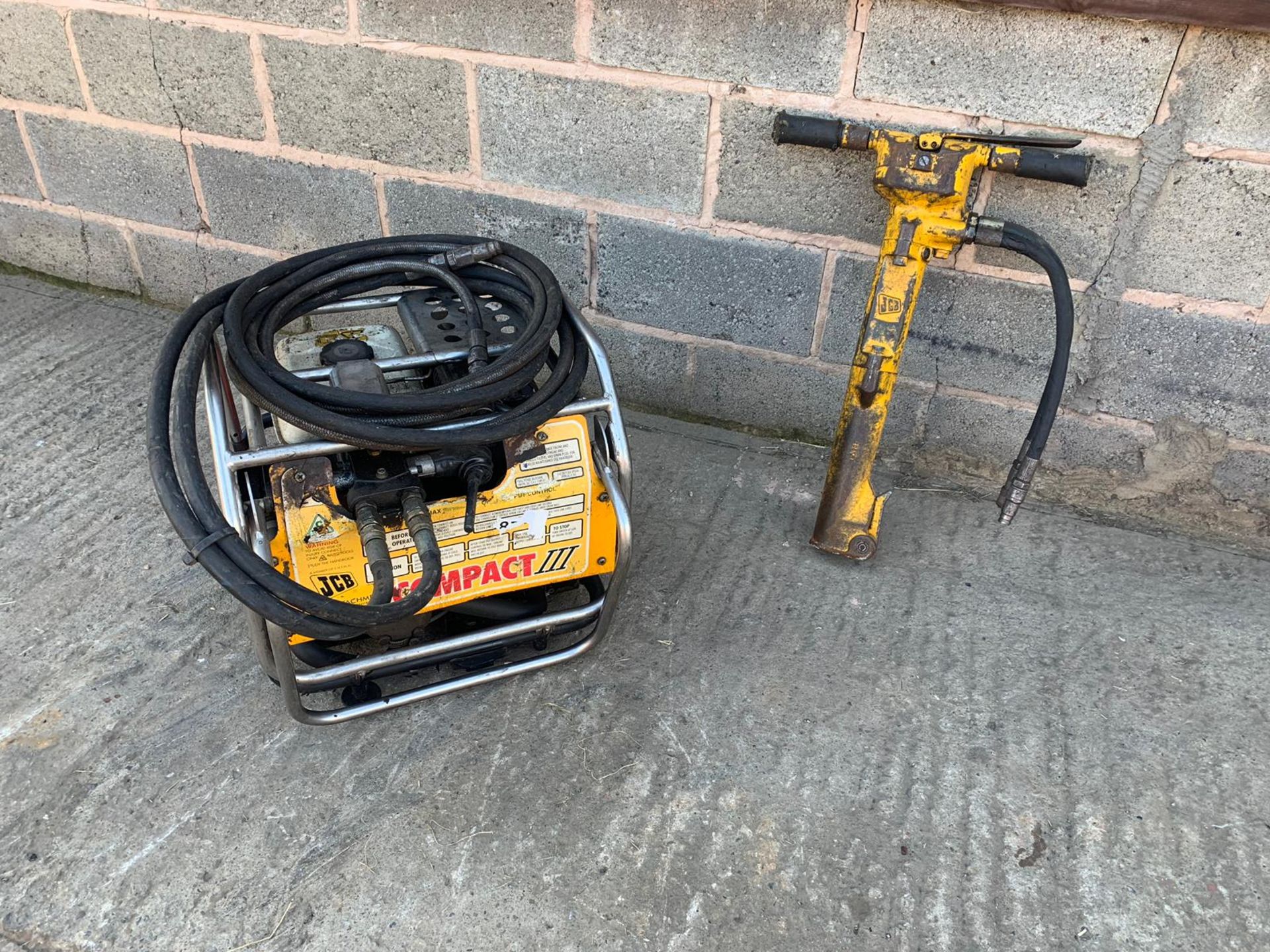 JCB Beaver Compact Hydraulic Power Pack With Breaker Appraisal: Used ...