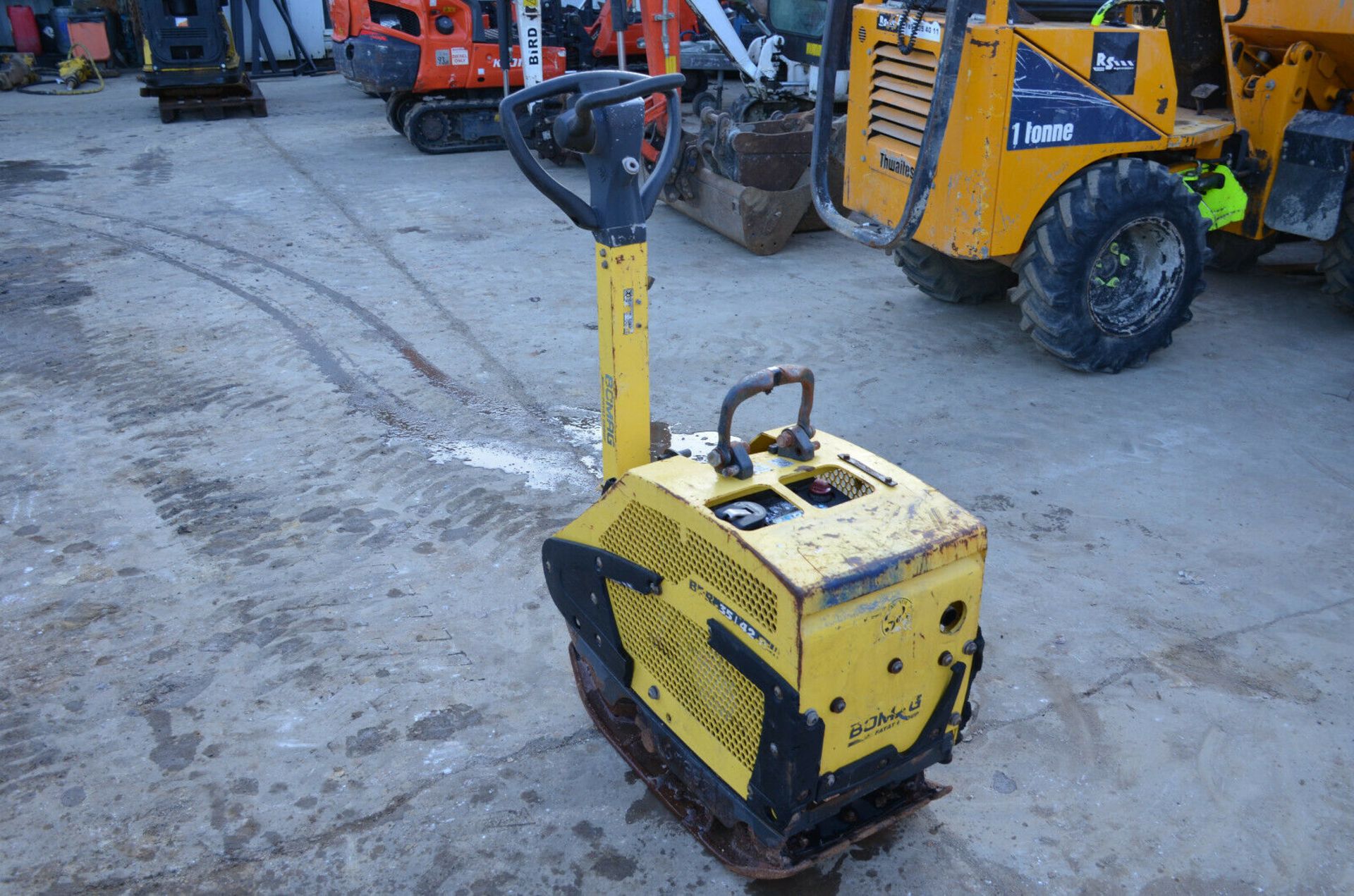 Bomag BR 35/42D Reversible Vibratory Wacker Plate 2012. 1 cyl Hatz ...