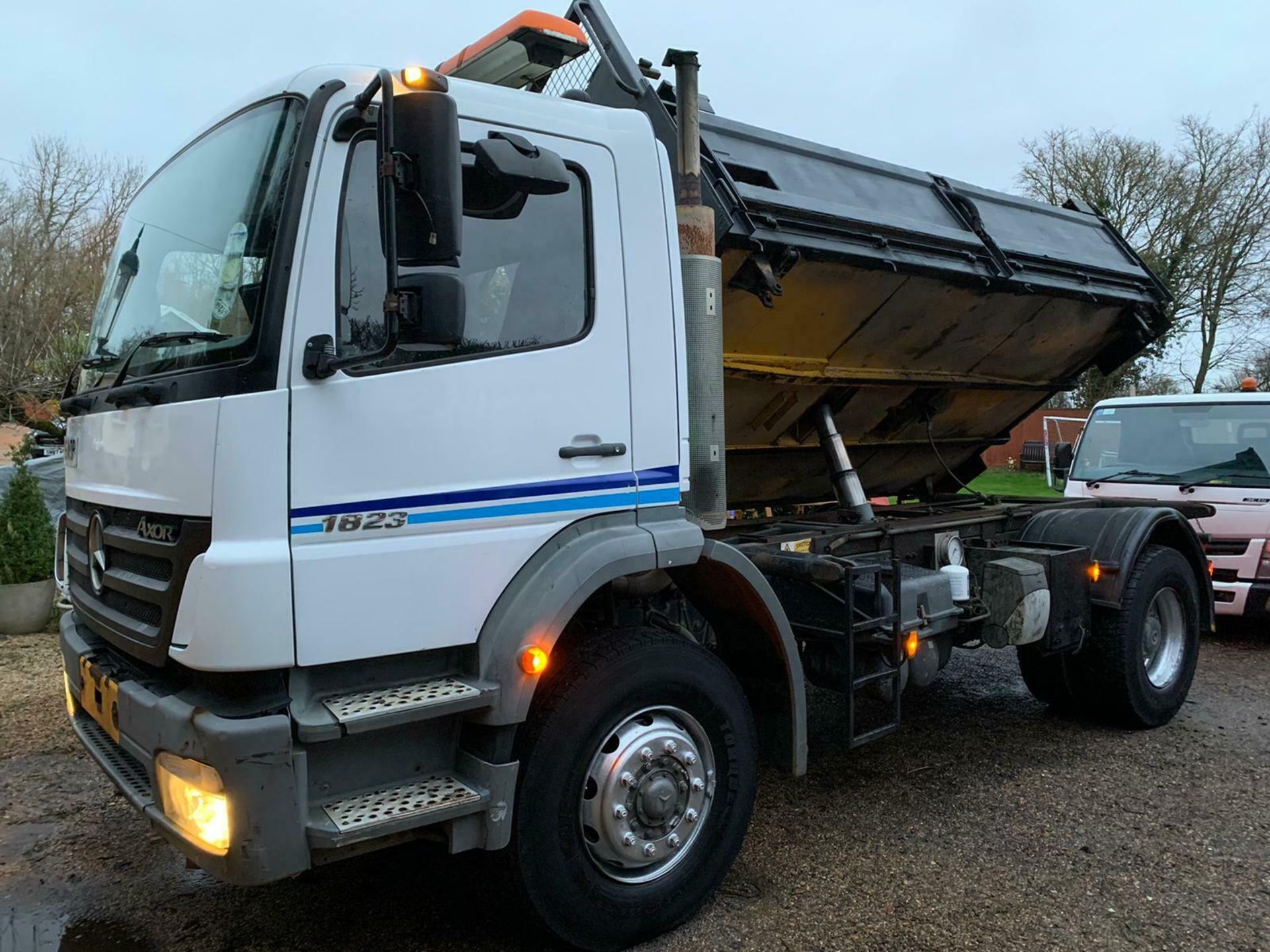 Mercedes Axor 1823 3 Way Tipper 18 Ton Truck 2006 06 reg very clean ...
