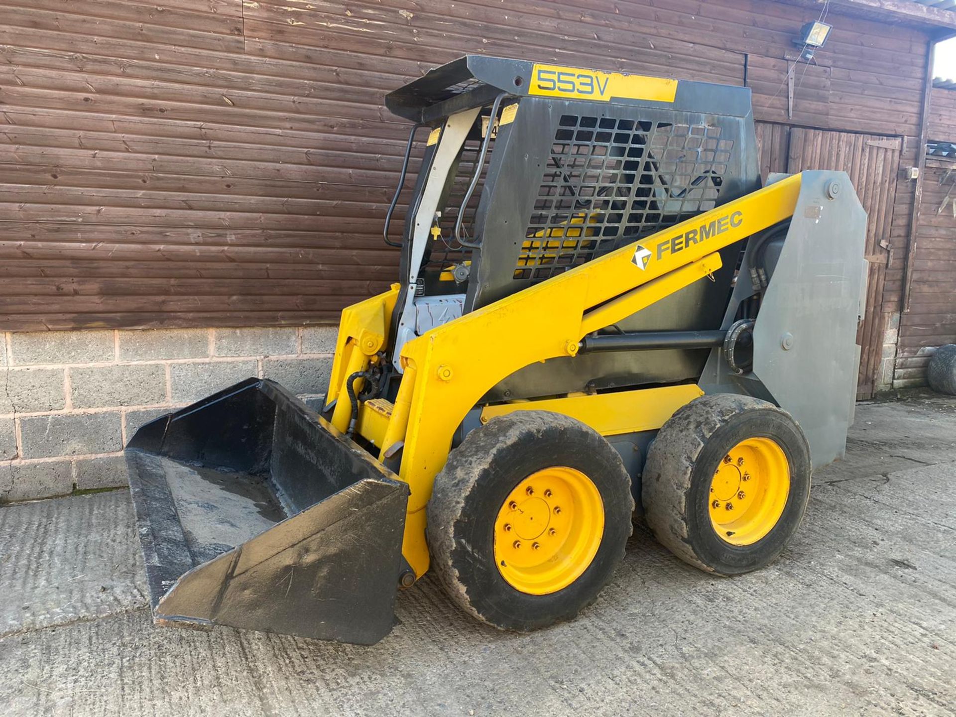Fermec 533V Skid Steer Loader Hours: 2580 Perkins Diesel engine Starts ...