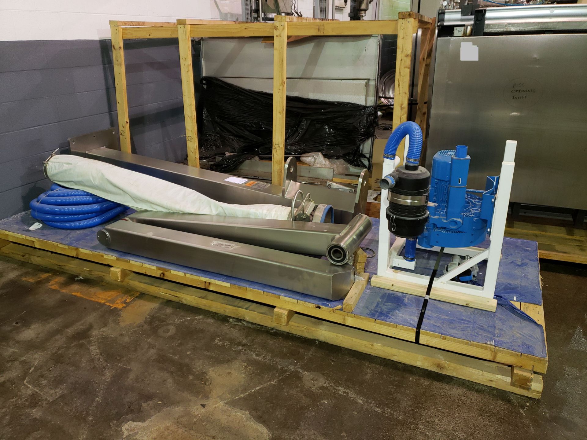 Palmatic gantry vacuum lift assist unit, model PalPharma Vac, stainless ...