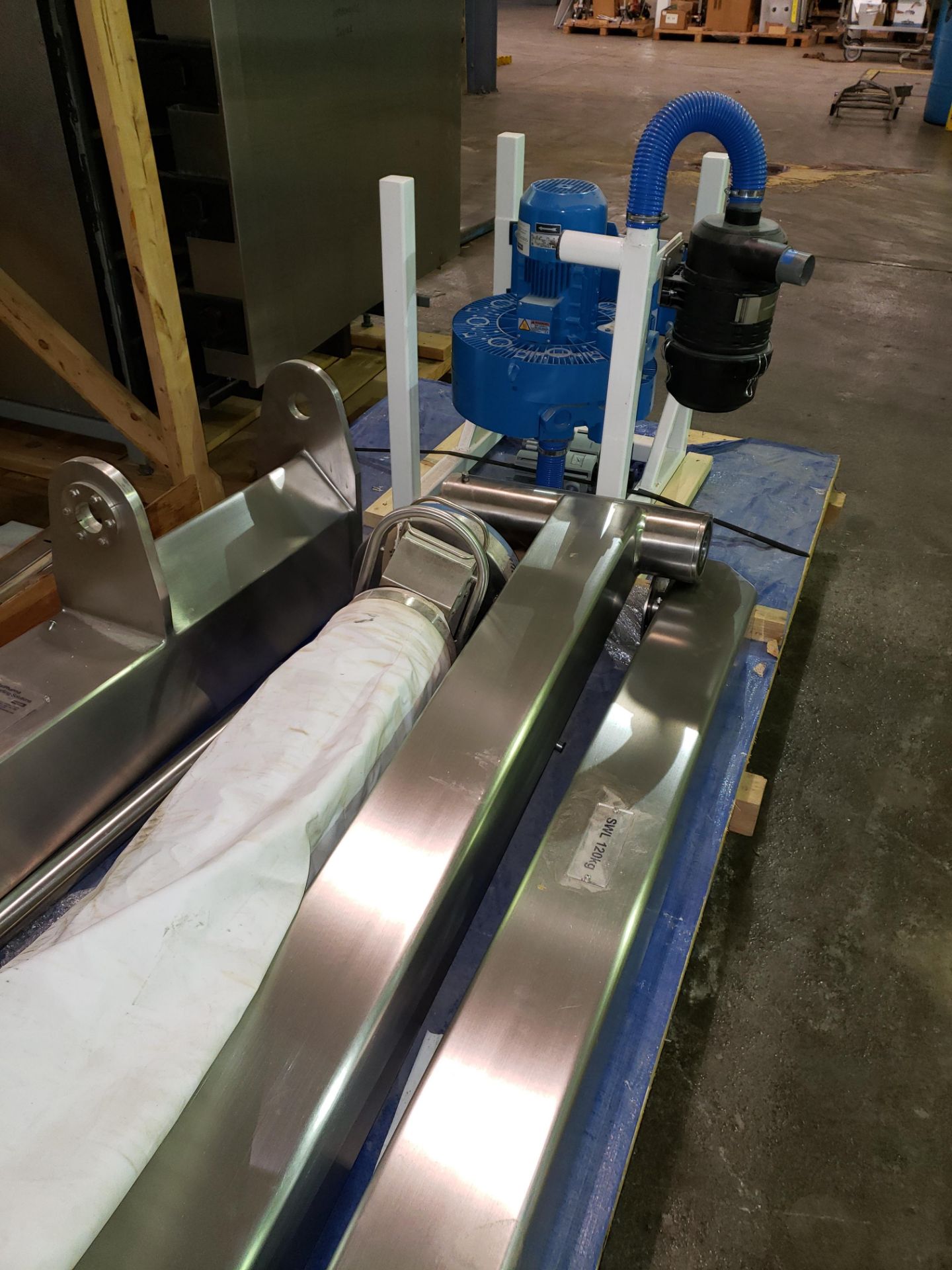 Palmatic gantry vacuum lift assist unit, model PalPharma Vac, stainless ...