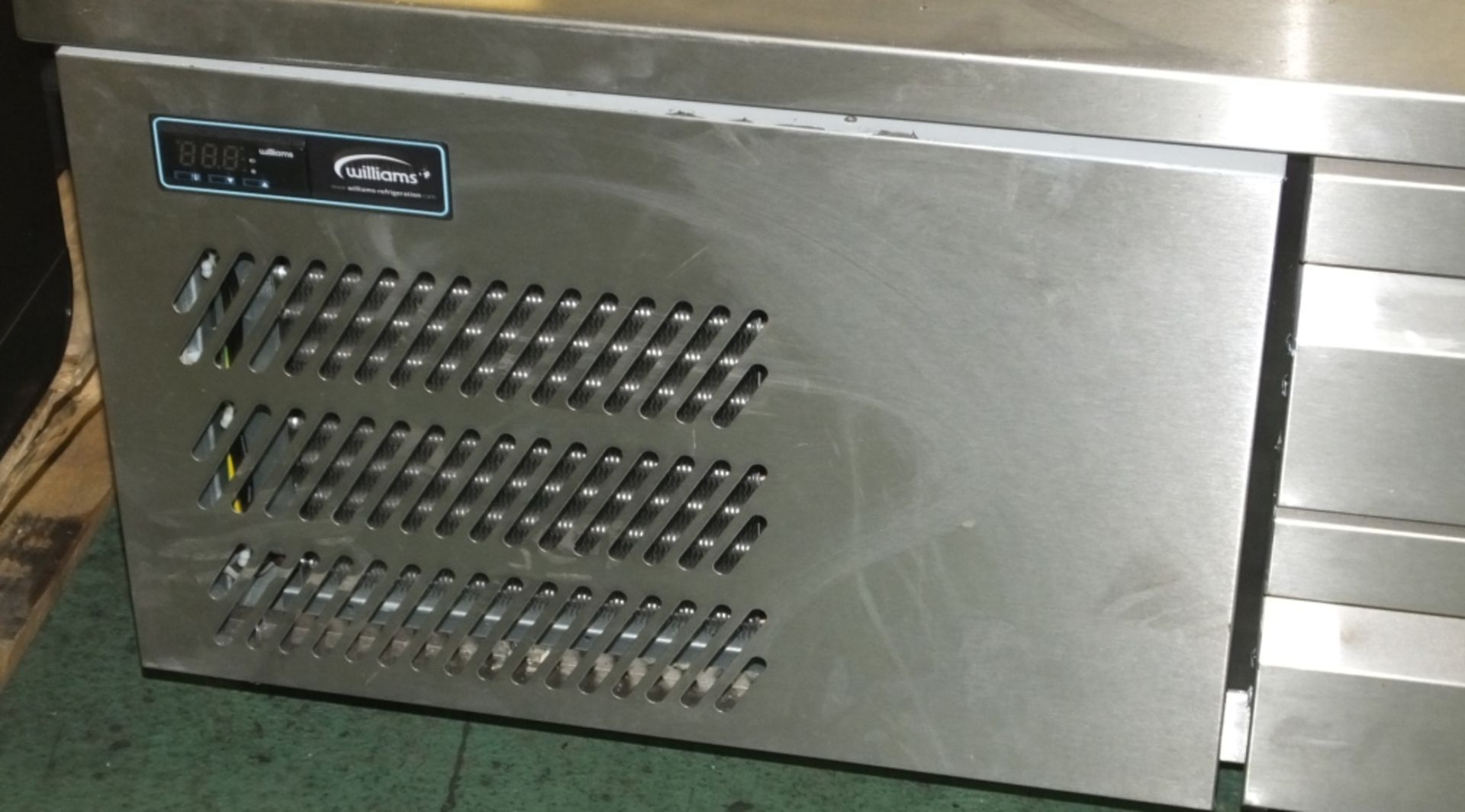 Williams under counter fridge with 4 drawers