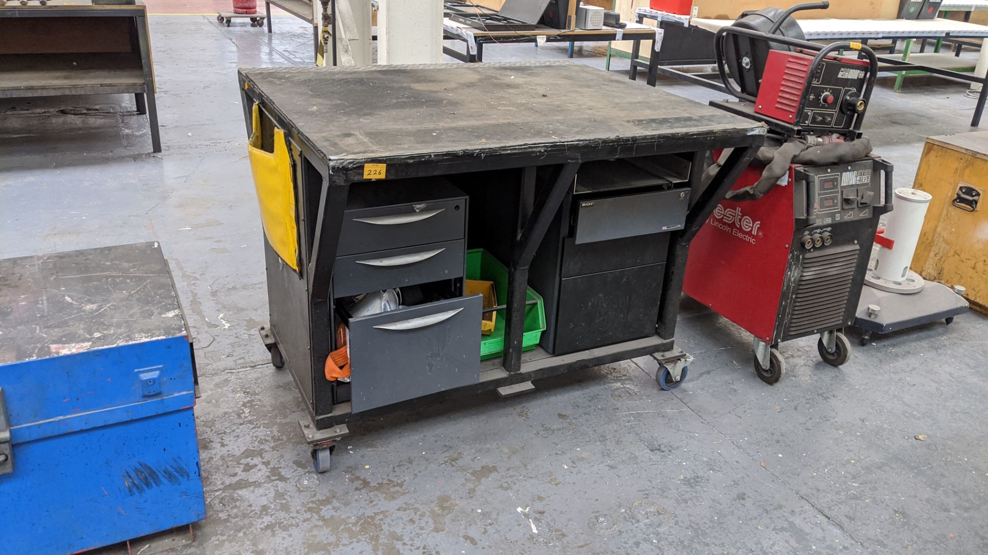 Mobile workstation including 2 pedestals & contents of assorted tools ...