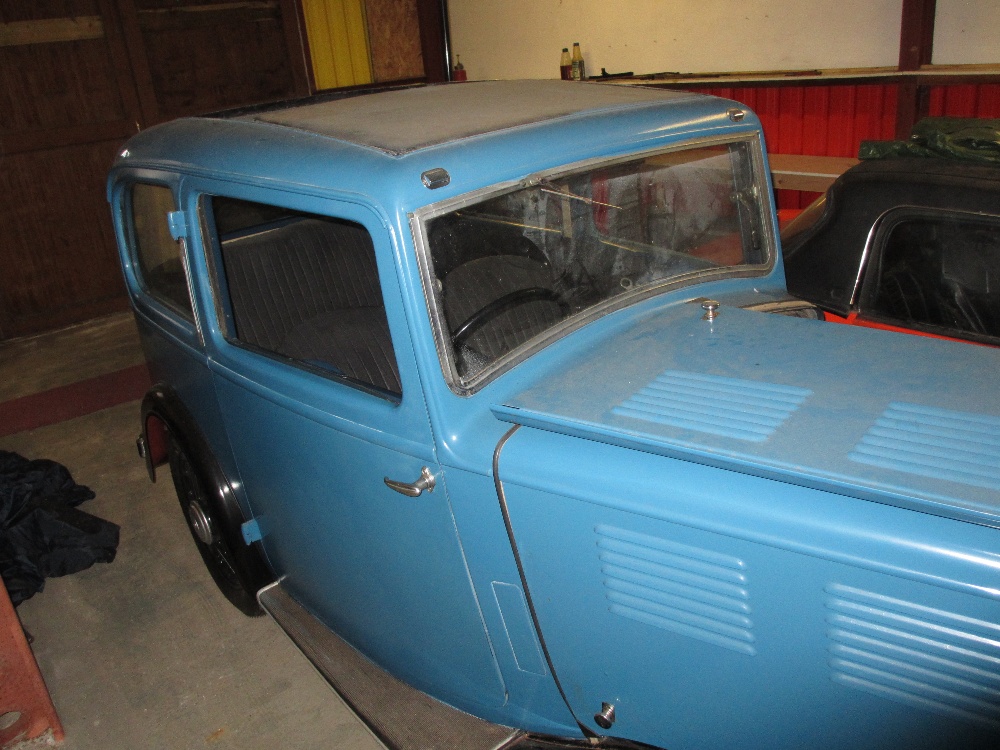 1934 STANDARD 9 CLASSIC CAR - REGISTRATION DG9 561, with log book ...