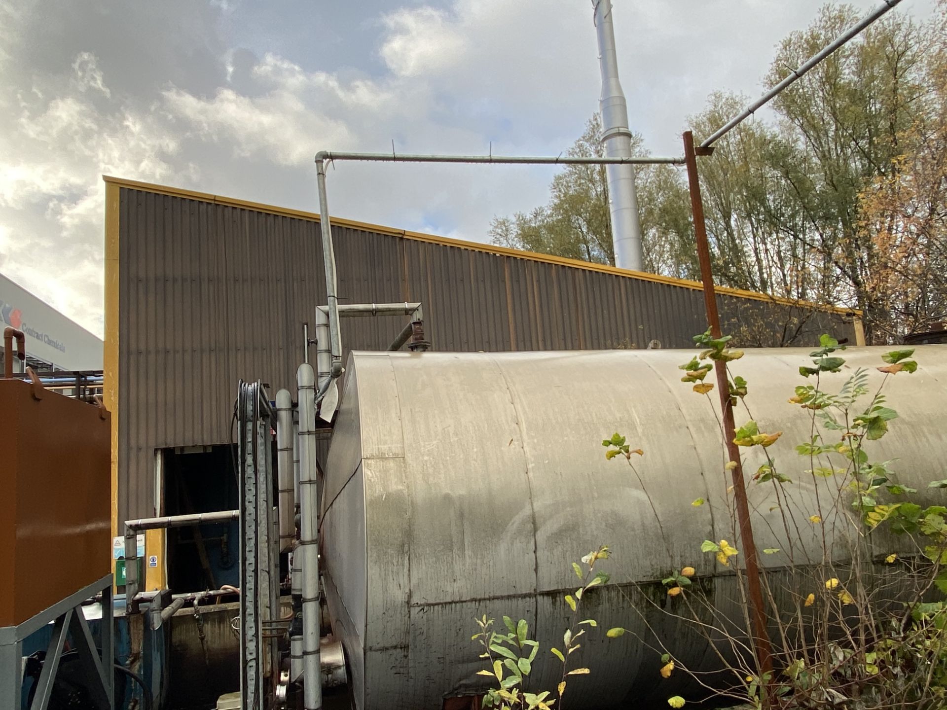 STEEL FRAMED BOILER HOUSE BUILDING, approx. 15.5m x 13m, with single ...