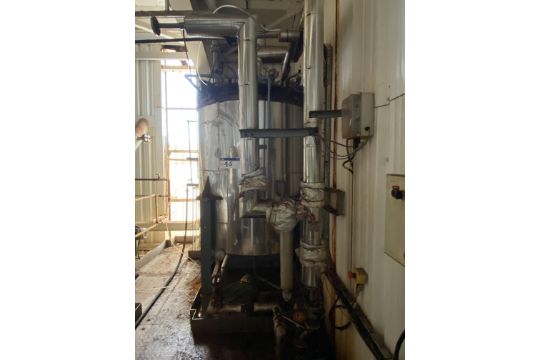 Part Stainless Steel 1,500 litre Header Tank, with centrifugal pump and ...
