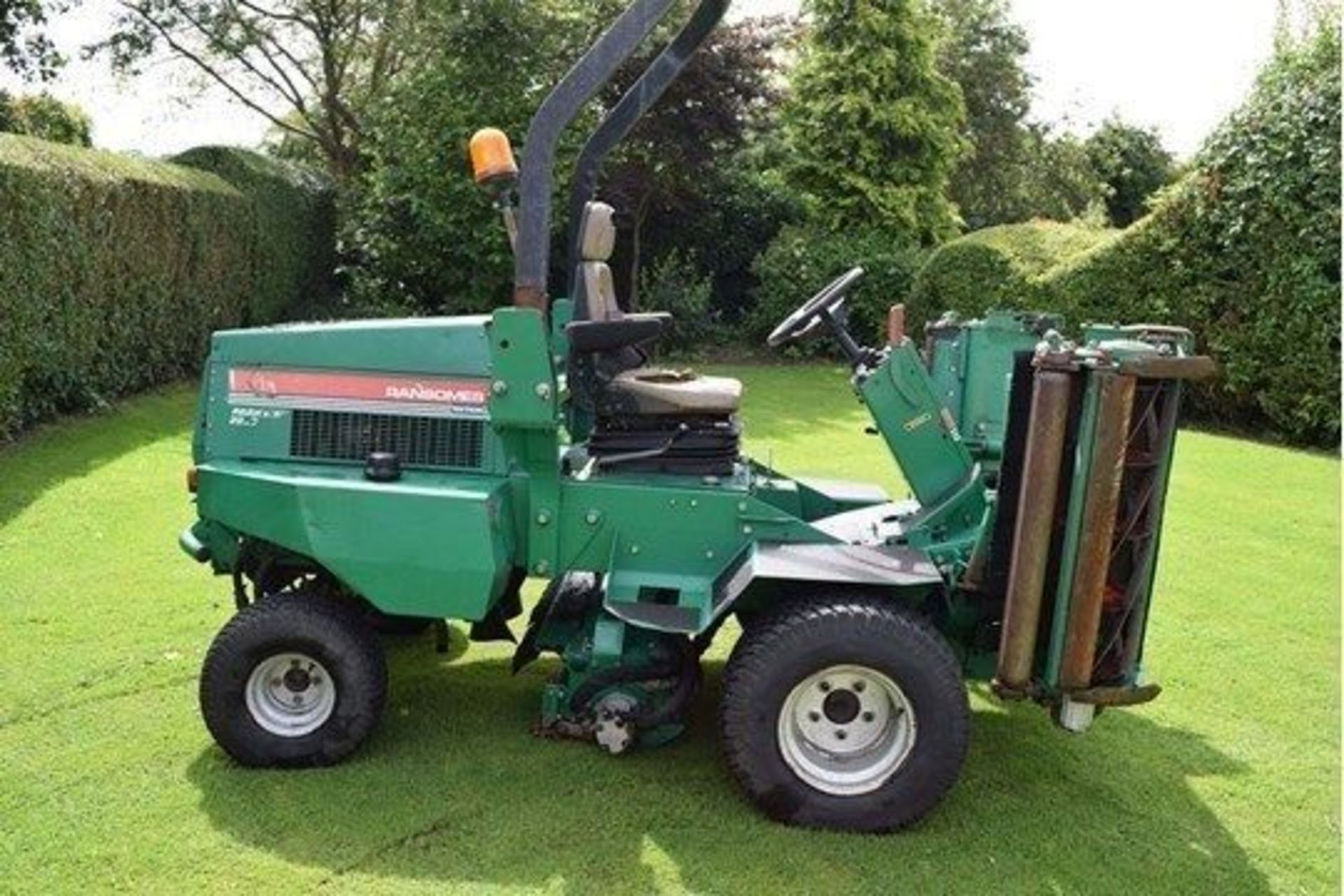 2003 Ransomes Parkway 2250 Plus Ride On Cylinder Mower Year 2003 Hours ...
