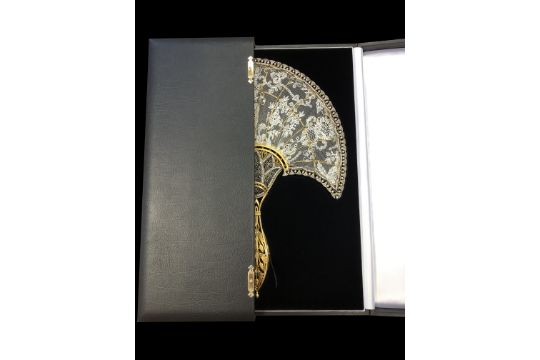 IMPORTANT GEM SET HAND FAN, 18kt yellow gold frame, the handle of ...