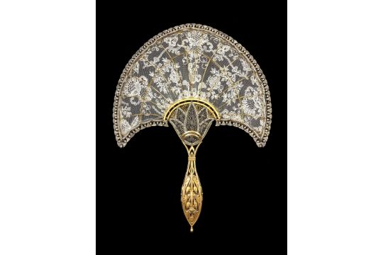 IMPORTANT GEM SET HAND FAN, 18kt yellow gold frame, the handle of ...