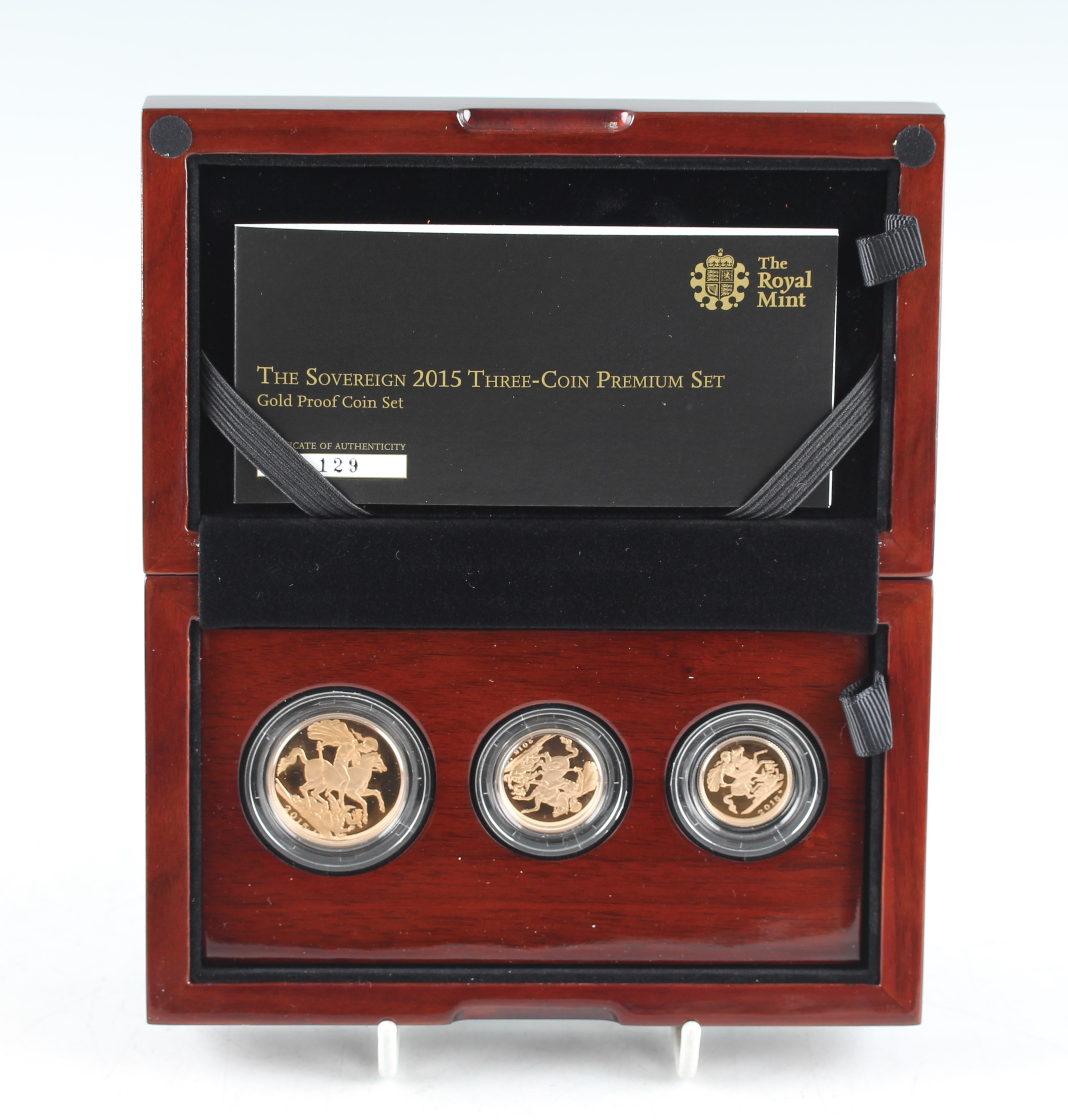 A Royal Mint 2015 gold proof three-coin sovereign set in box. Coins are ...