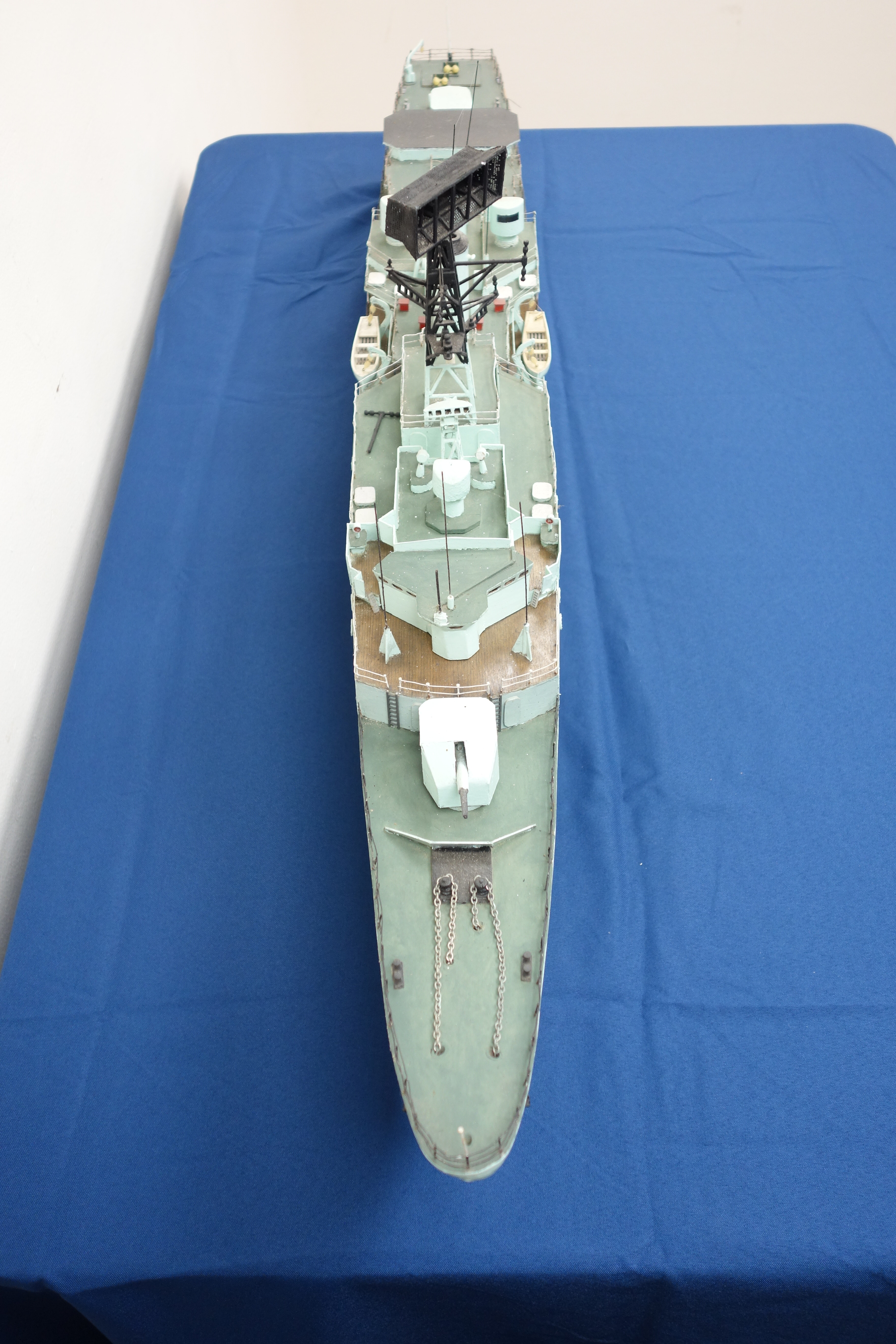 Large scale model of the Frigate HMS Ashanti F117, built from Model ...