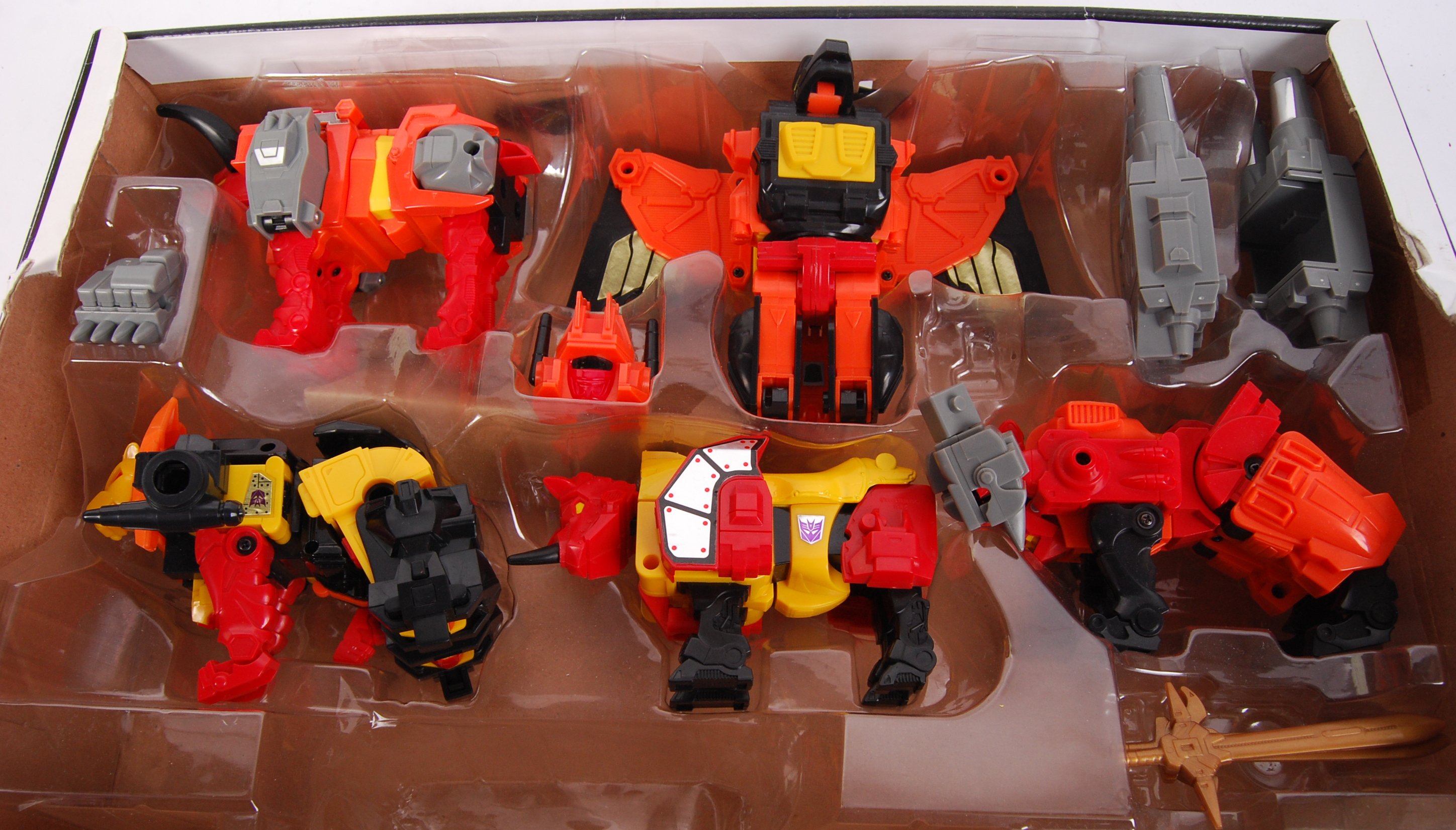 A rare Japanese issue Takara Tomy made G1 Transformers re-issue set D ...