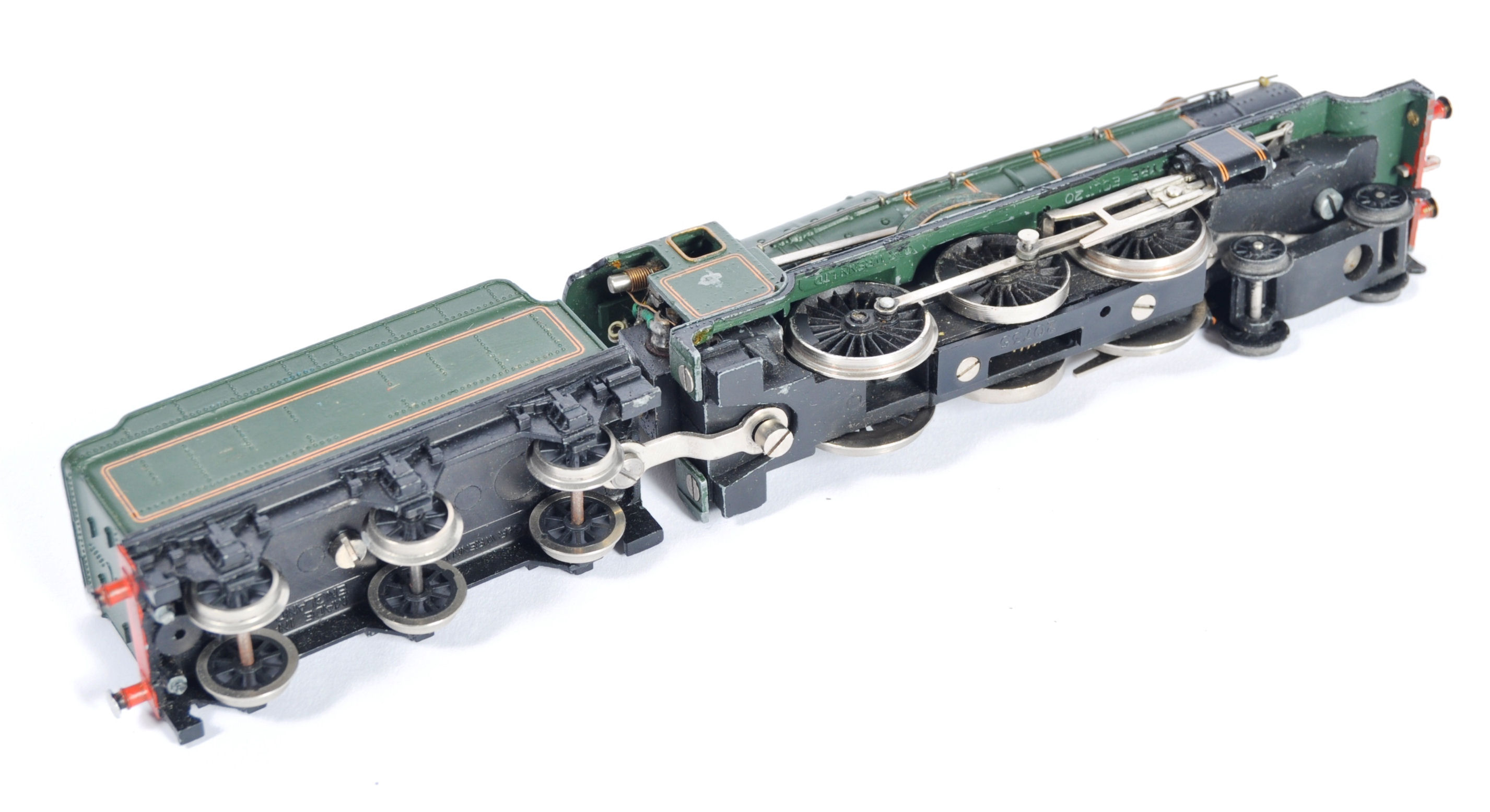 An original vintage Wrenn Railways 00 gauge model railway train set ...