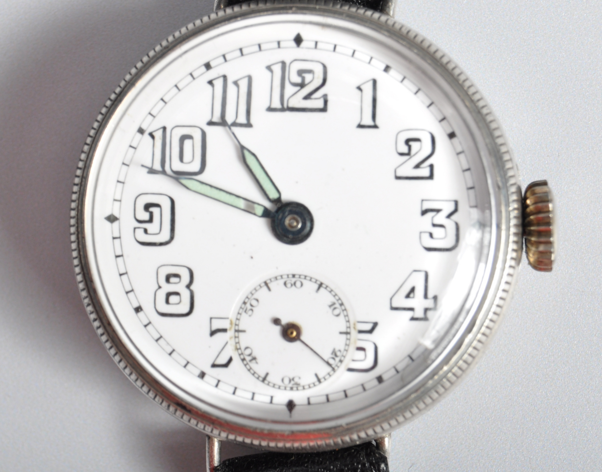 RARE WWI FIRST WORLD WAR HALLMARKED SILVER TRENCH WATCH - auctions ...