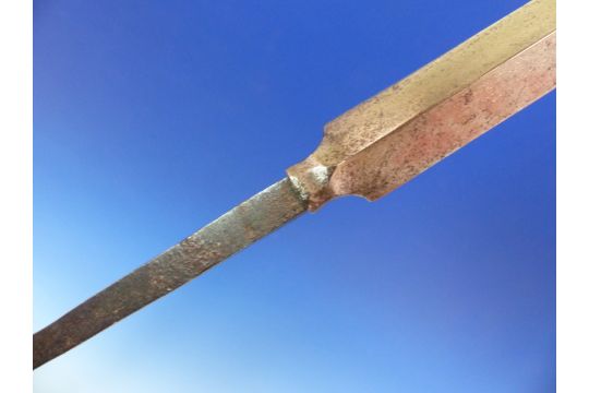 A JAPANESE LANCET SHAPED SPEAR (YARI) BLADE OF TRIANGULAR SECTION, THE ...