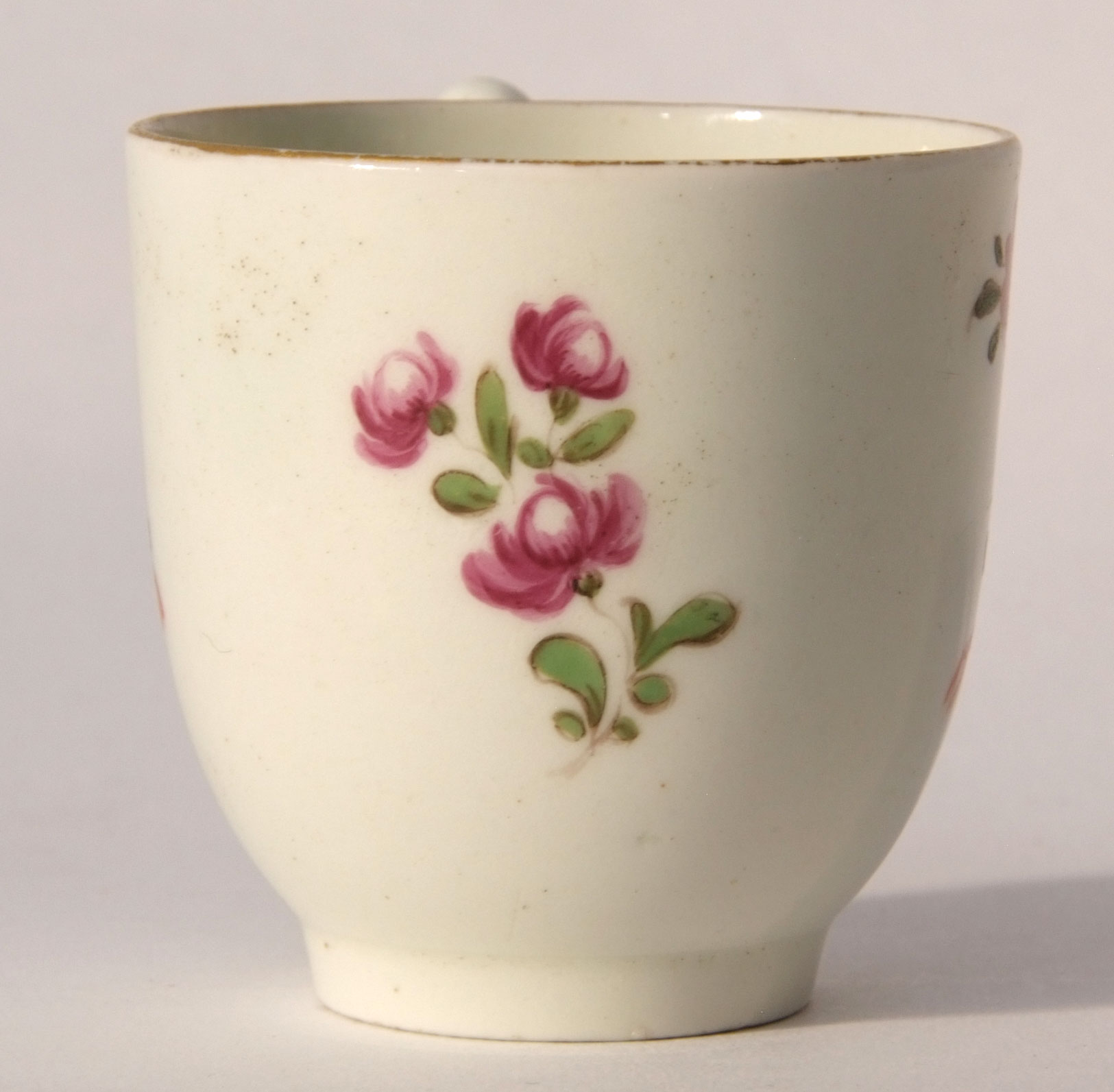 Lowestoft porcelain coffee cup circa 1775, with a tulip painter type ...