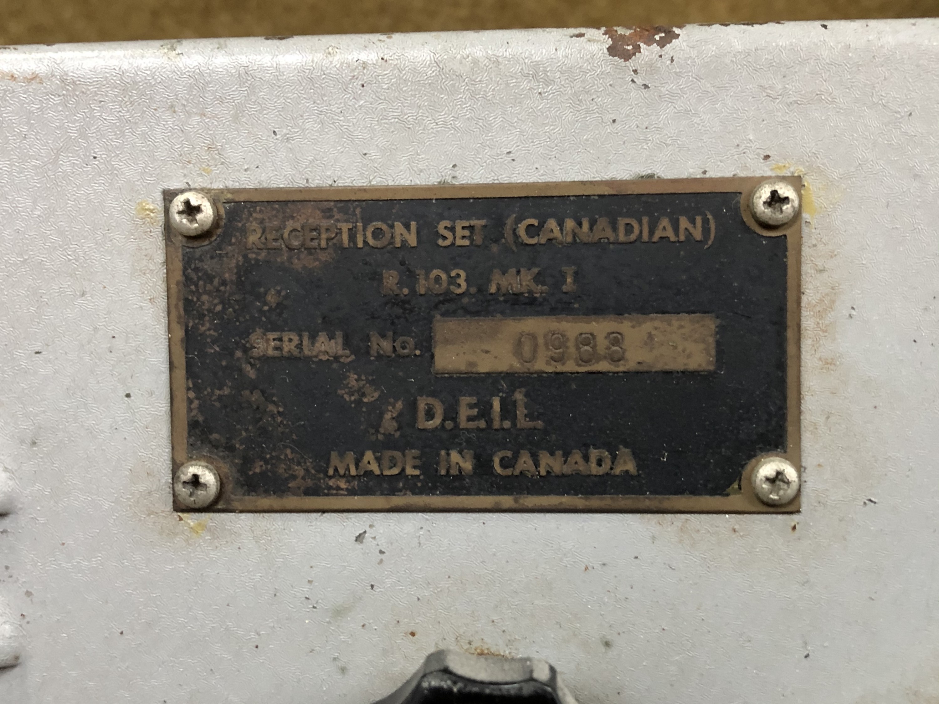 A Second World War Radio Reception Set (Canadian) R103 Mk I