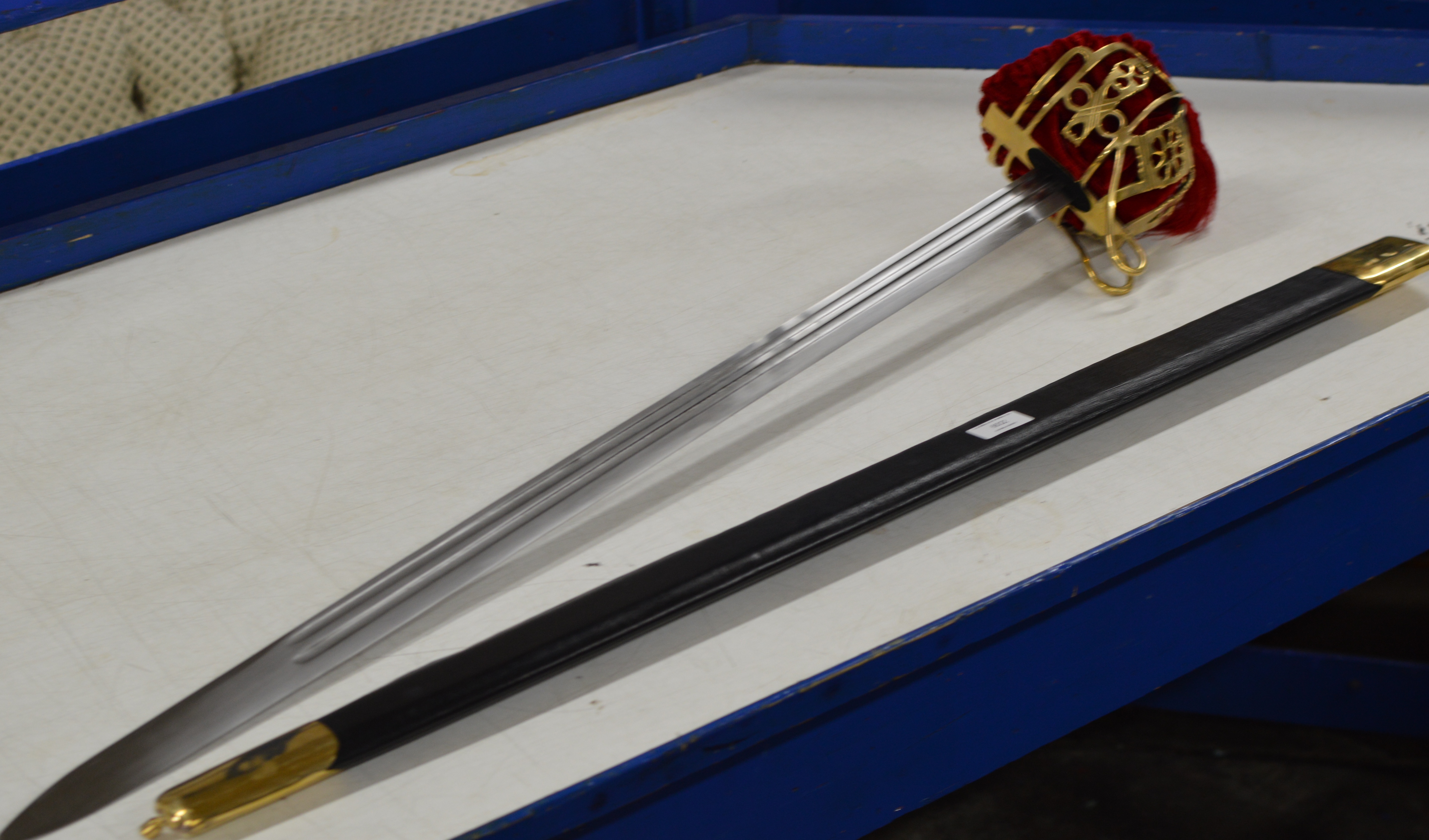 LARGE ORNAMENTAL SWORD DISPLAY