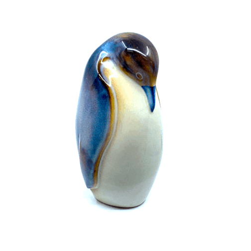 Large Goebel pottery figure of a king penguin, height 27.5cm, the base ...