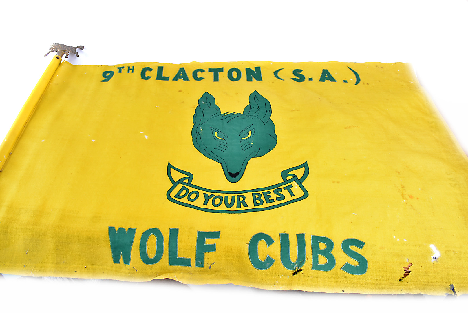 A 9th Clacton (S.A) Wolf Cubs flag, the yellow flag having green ...