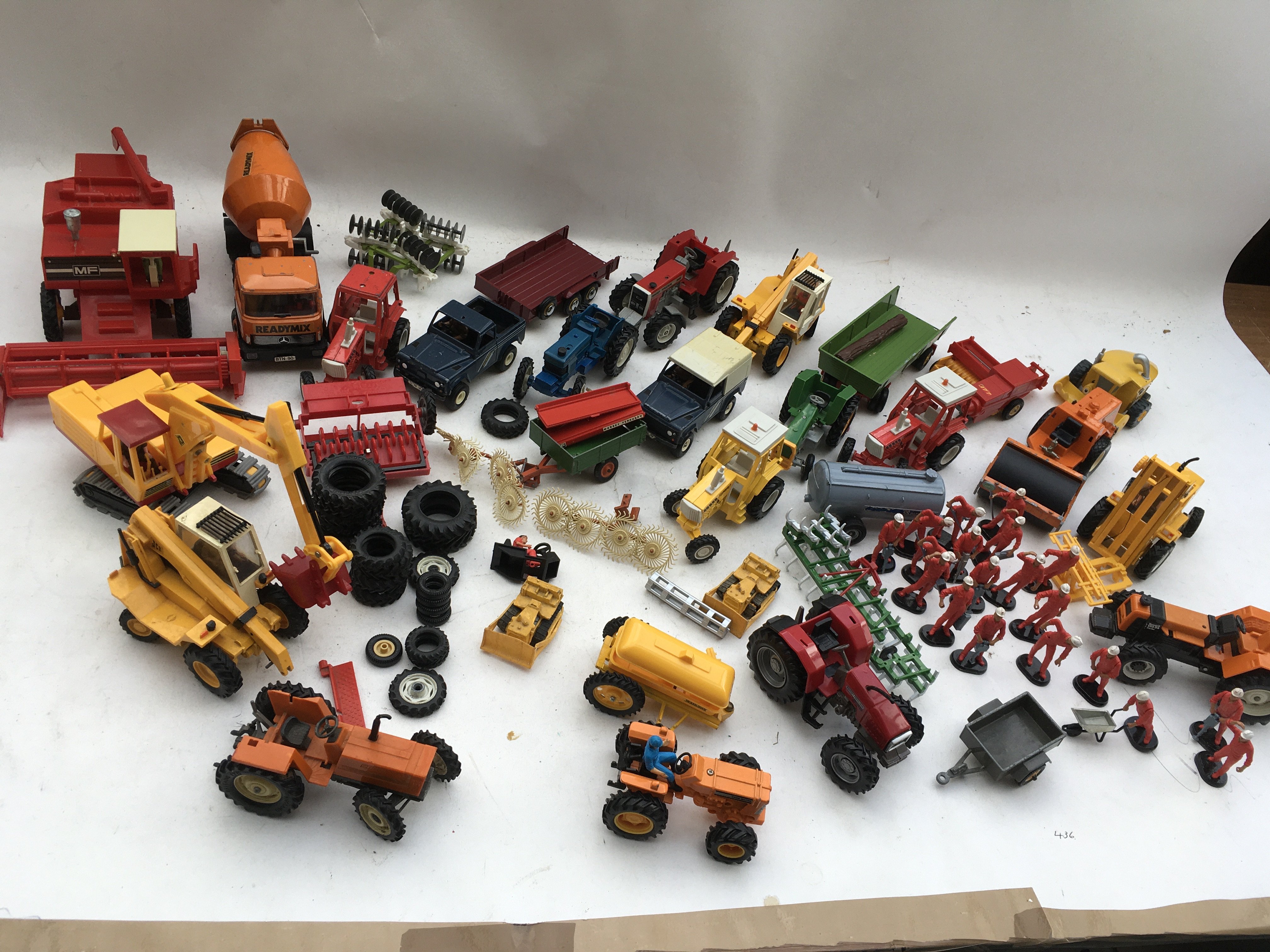 Britains, Diecast Farm machinery, including combine , Tractors, JCB ...