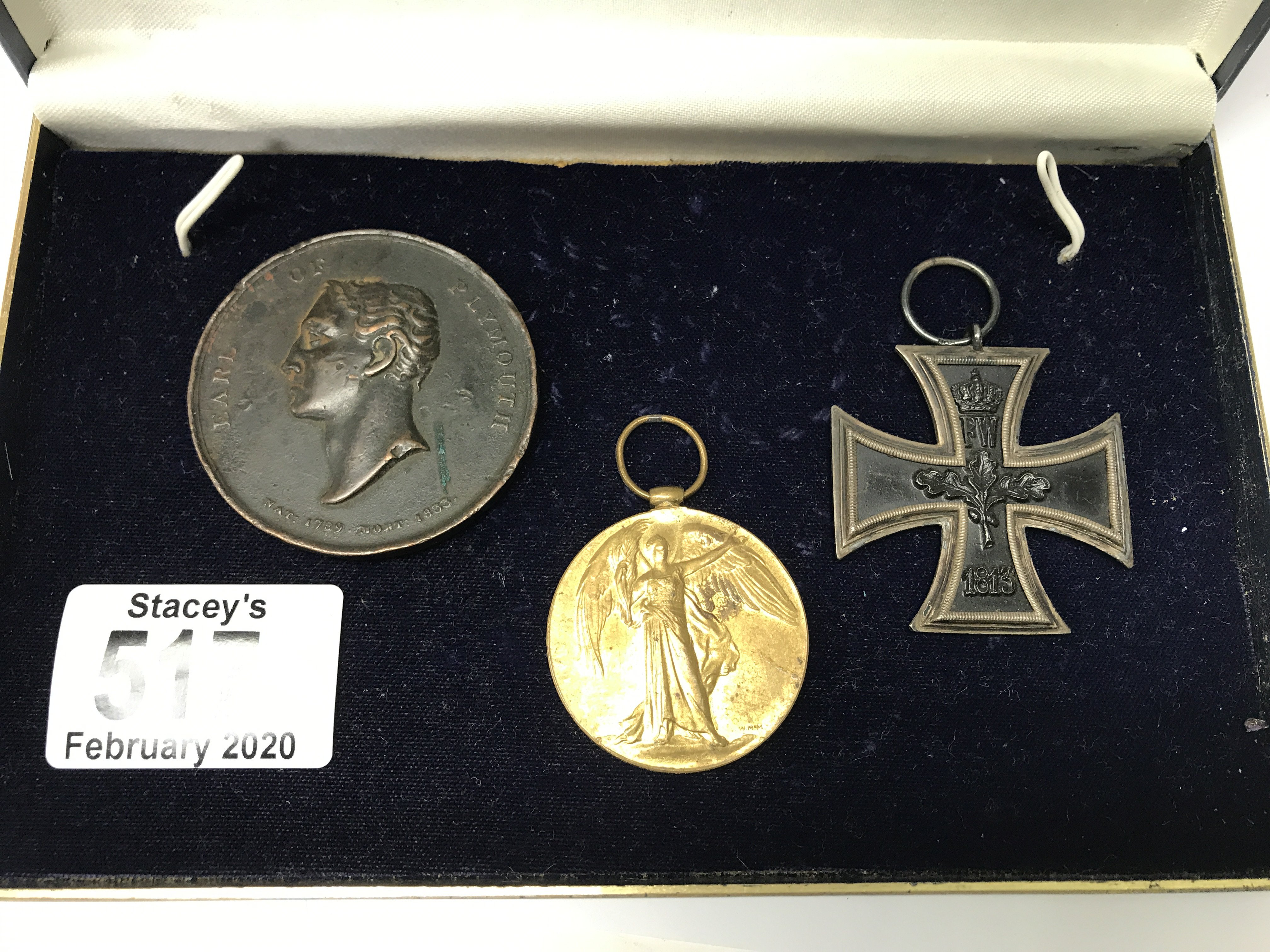 Earl or Plymouth medallion, WW1 medal and German cross