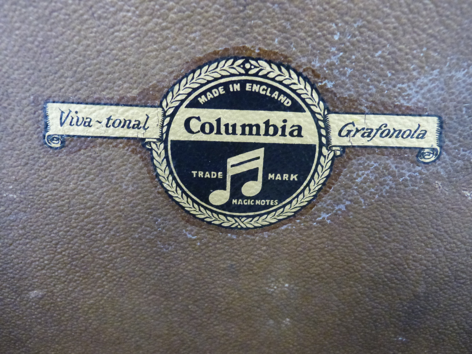 Columbia Grafonola 1920s/30s wind up portable gramophone
