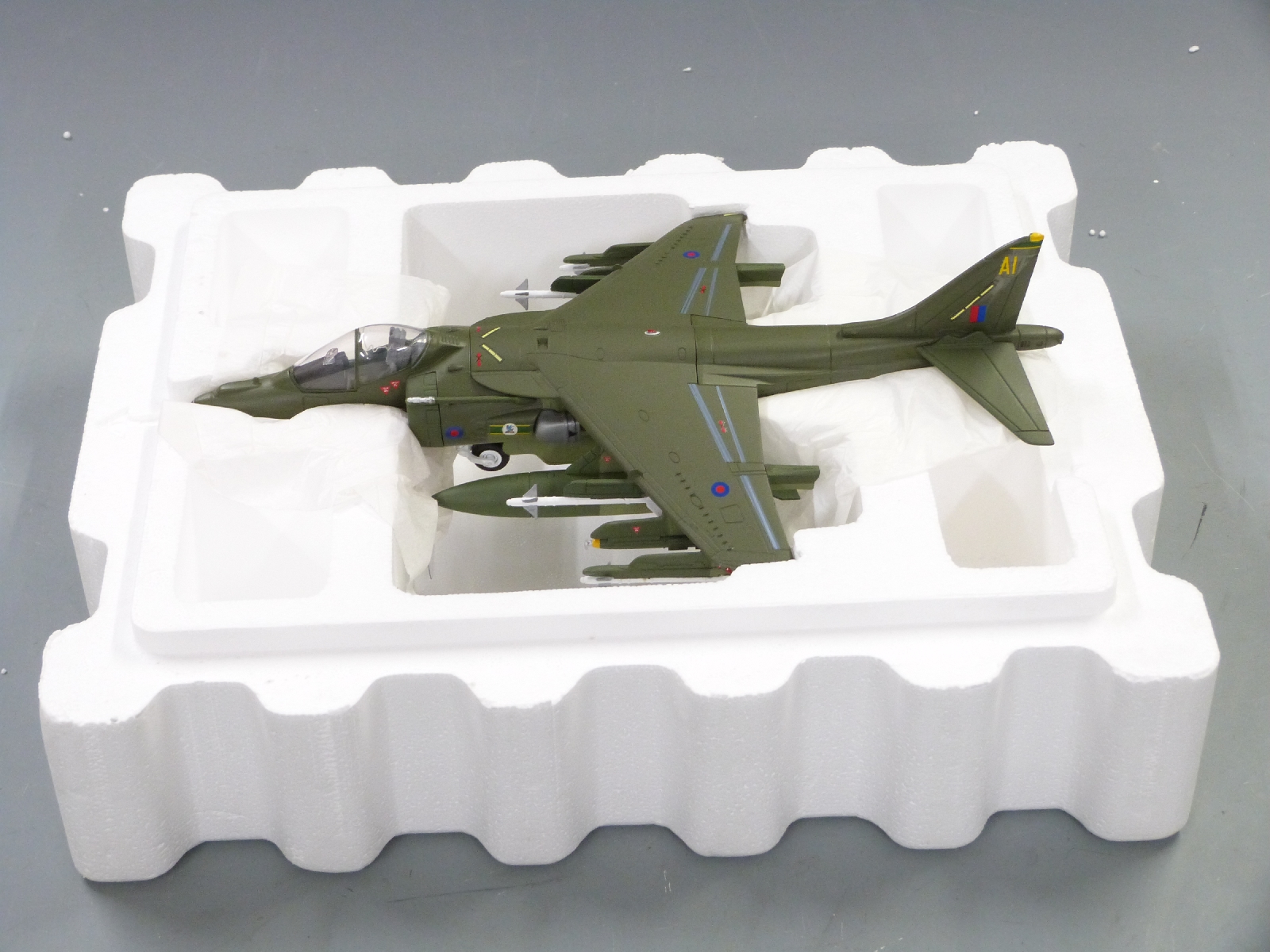 Franklin Mint Armour Collection 1:48 scale diecast model UK Royal Air ...