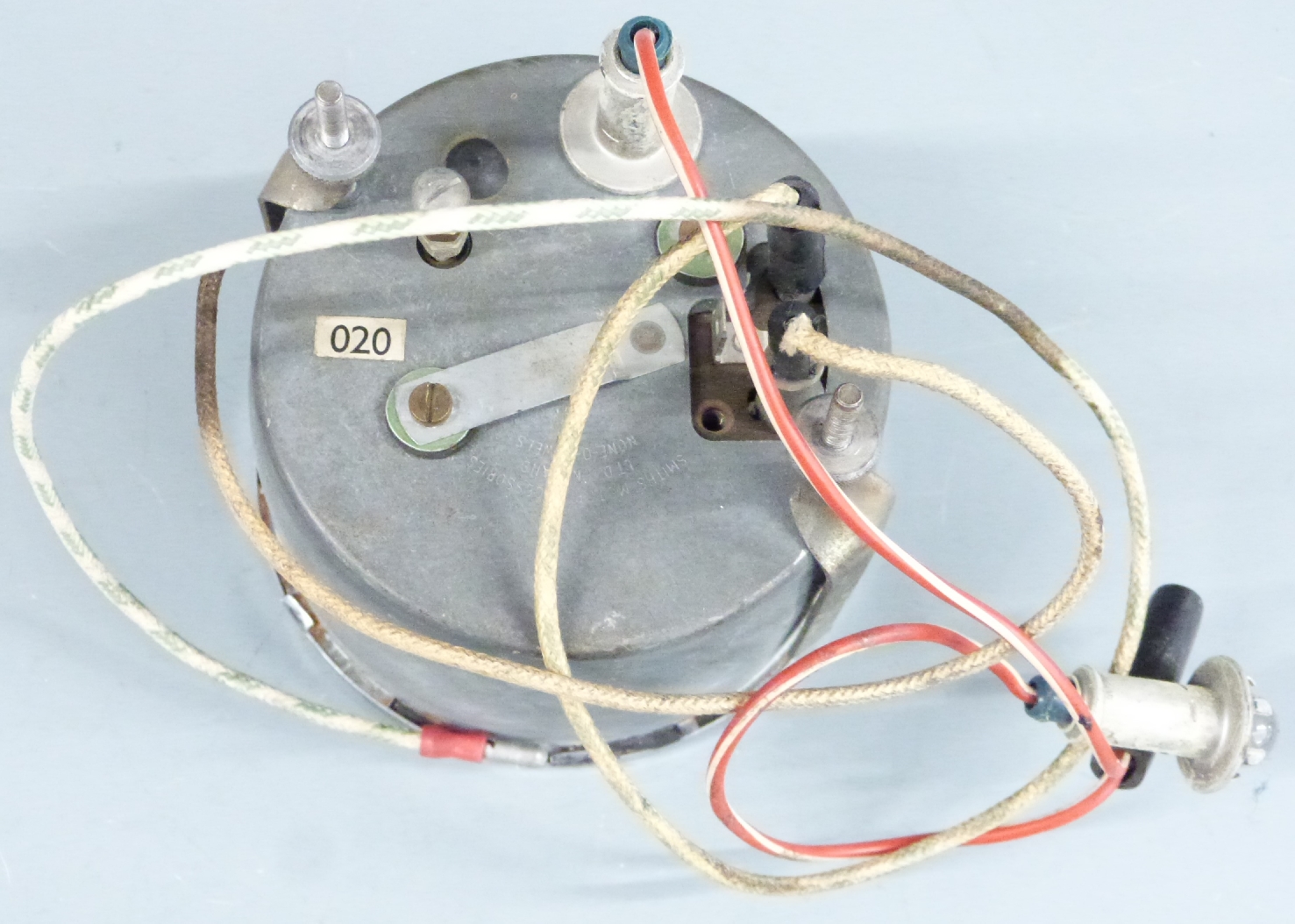 Smiths car rev counter marked to dial 4cyl and RVI 2423/01, red line at ...