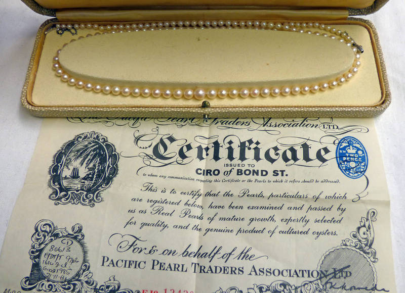 CULTURED PEARL NECKLACE ON CLASP MARKED CIRO 9CT, THE NECKLACE WITH 125 ...