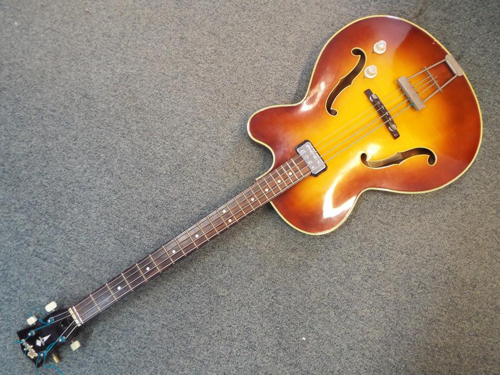 A vintage Hofner Senator bass guitar, sunburst finish, numbered 1375 ...