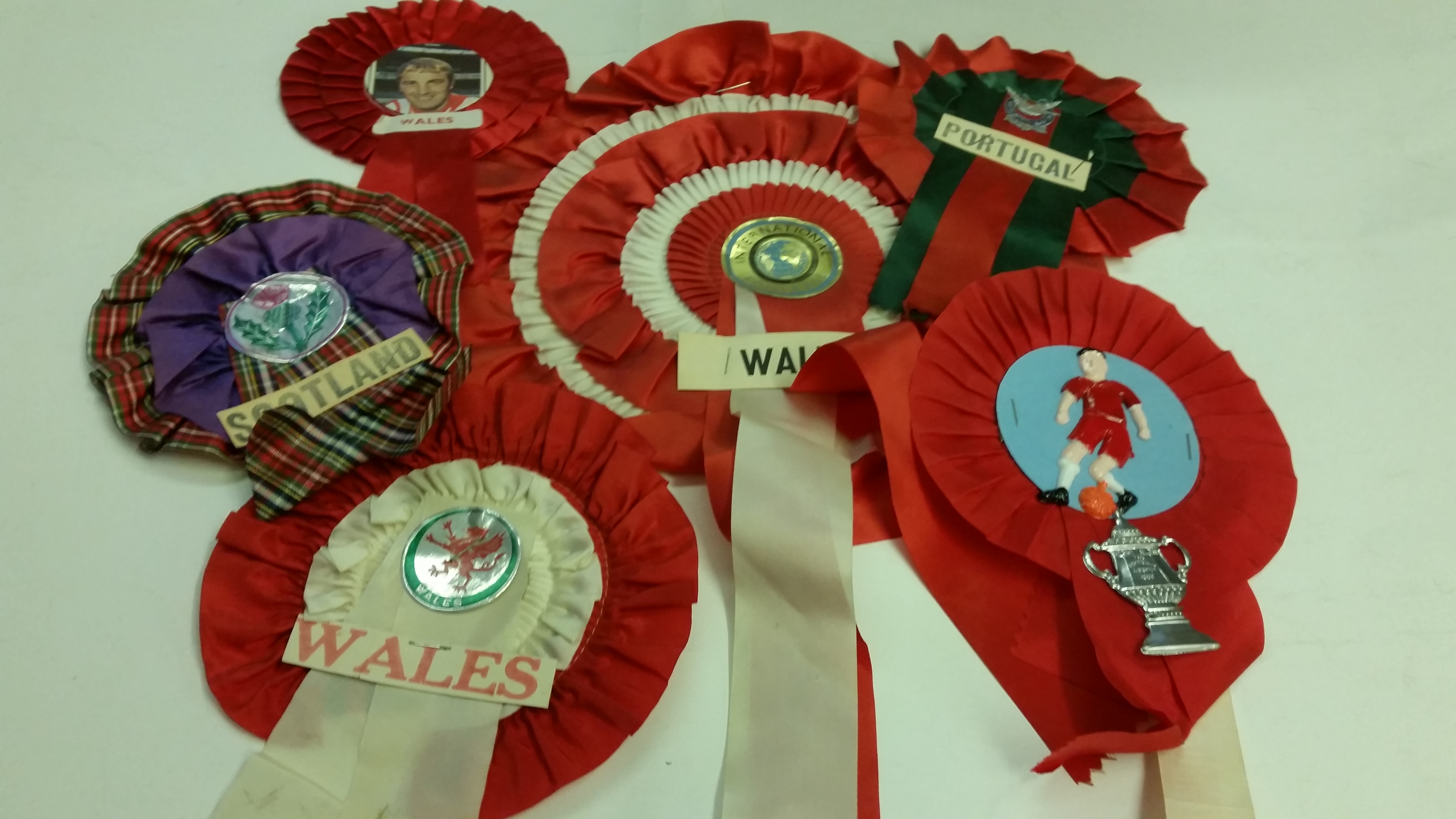 FOOTBALL, rosettes, 1960s-1970s national teams inc. Wales (5), Portugal ...