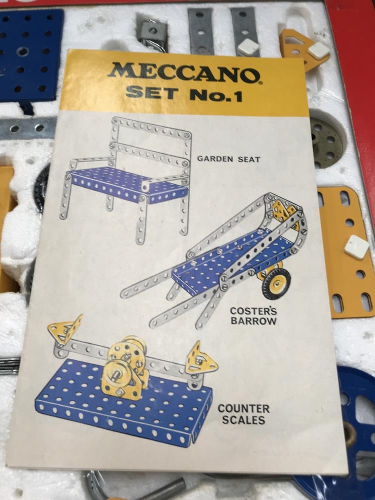 Meccano set 4M & 5, both unchecked but with many pieces