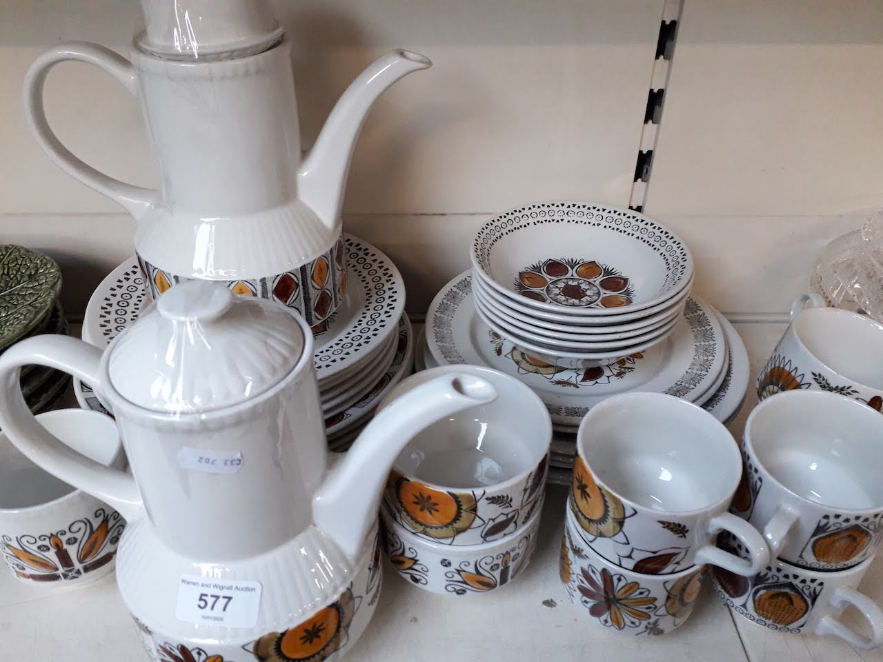 A set of retro dinnerware - 1950s - appx 36 pieces