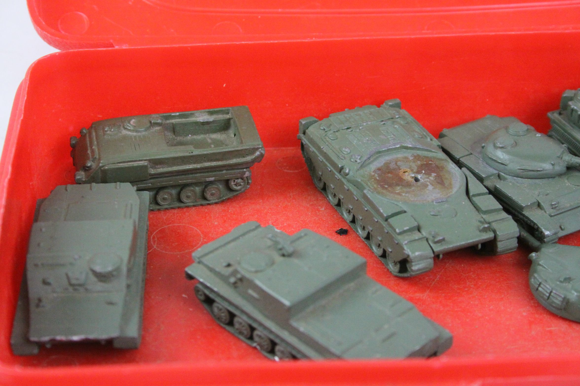 11 Metal military tank models to include Denzil Skinner & Co