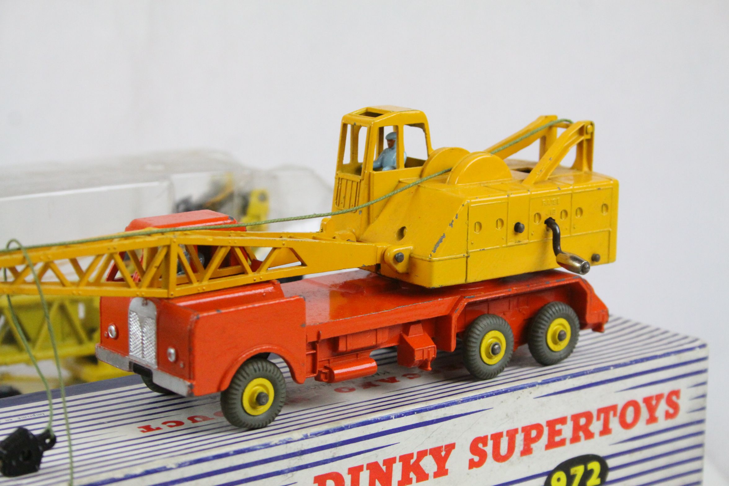 Two boxed diecast Construction models to include Siku 4011 Tower ...