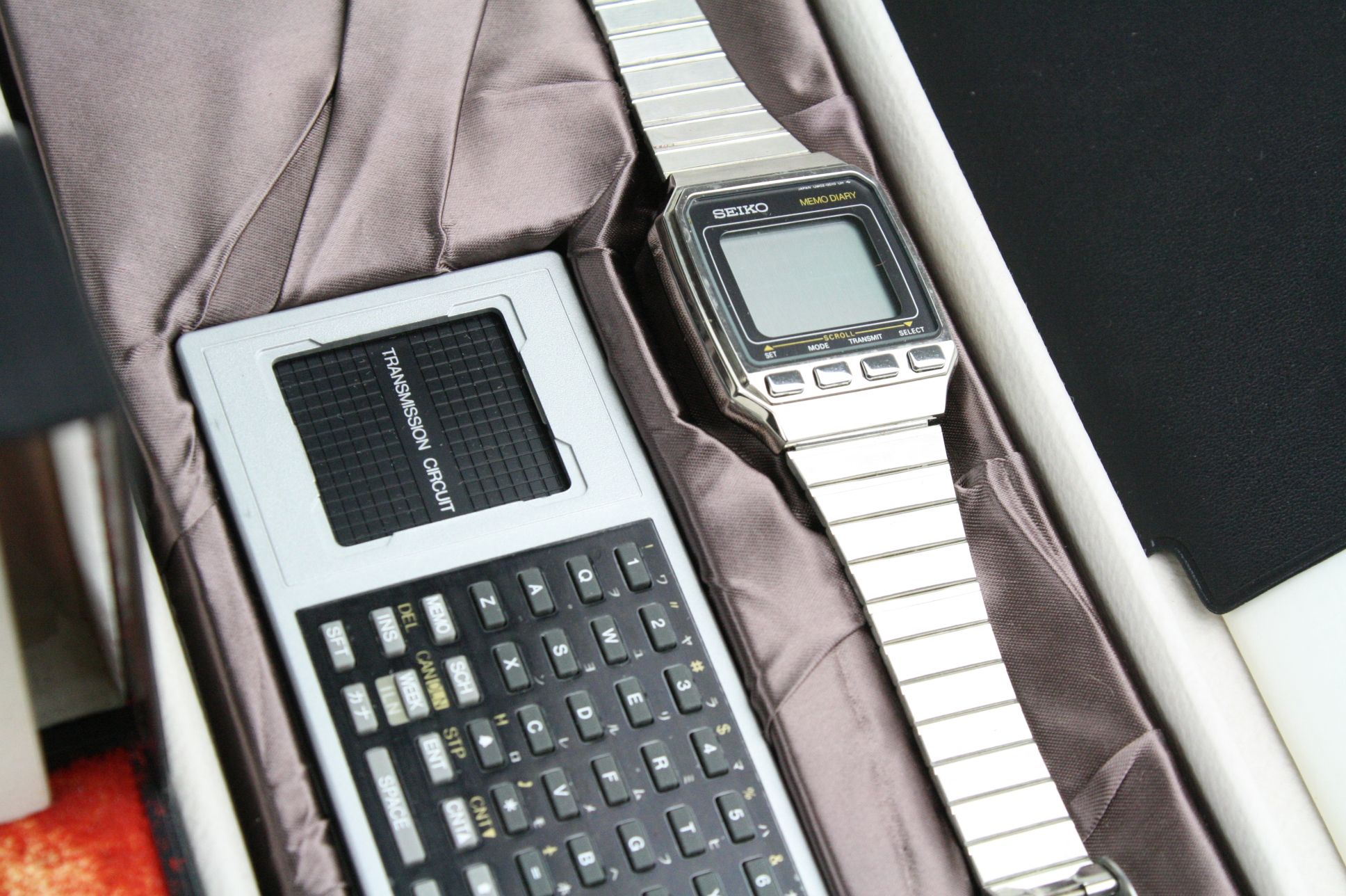 A collection of collectable wristwatches to include a Seiko Memo Diary ...
