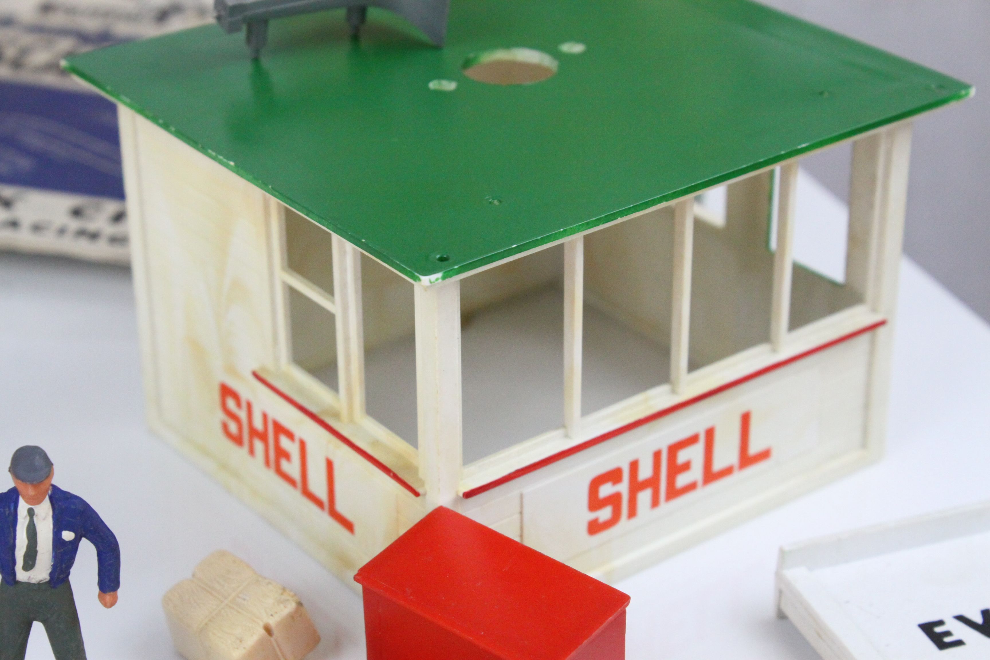 Two boxed Scalextric trackside accessories to include 1 A/201 Event ...