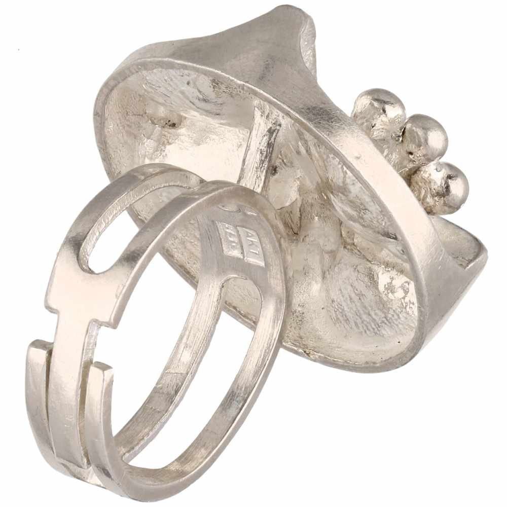 Zilveren design ring - 830/1000Finland, Designer: Alpo Tammi Koru (AKT ...