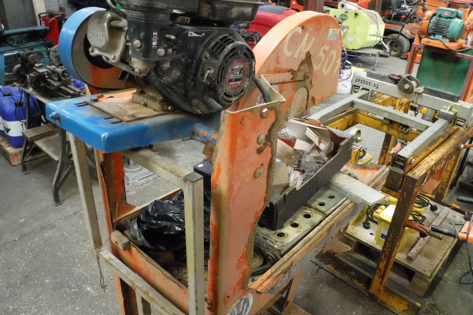 (237M) Clipper Norton CM501 pullover petrol-engined slab cutter